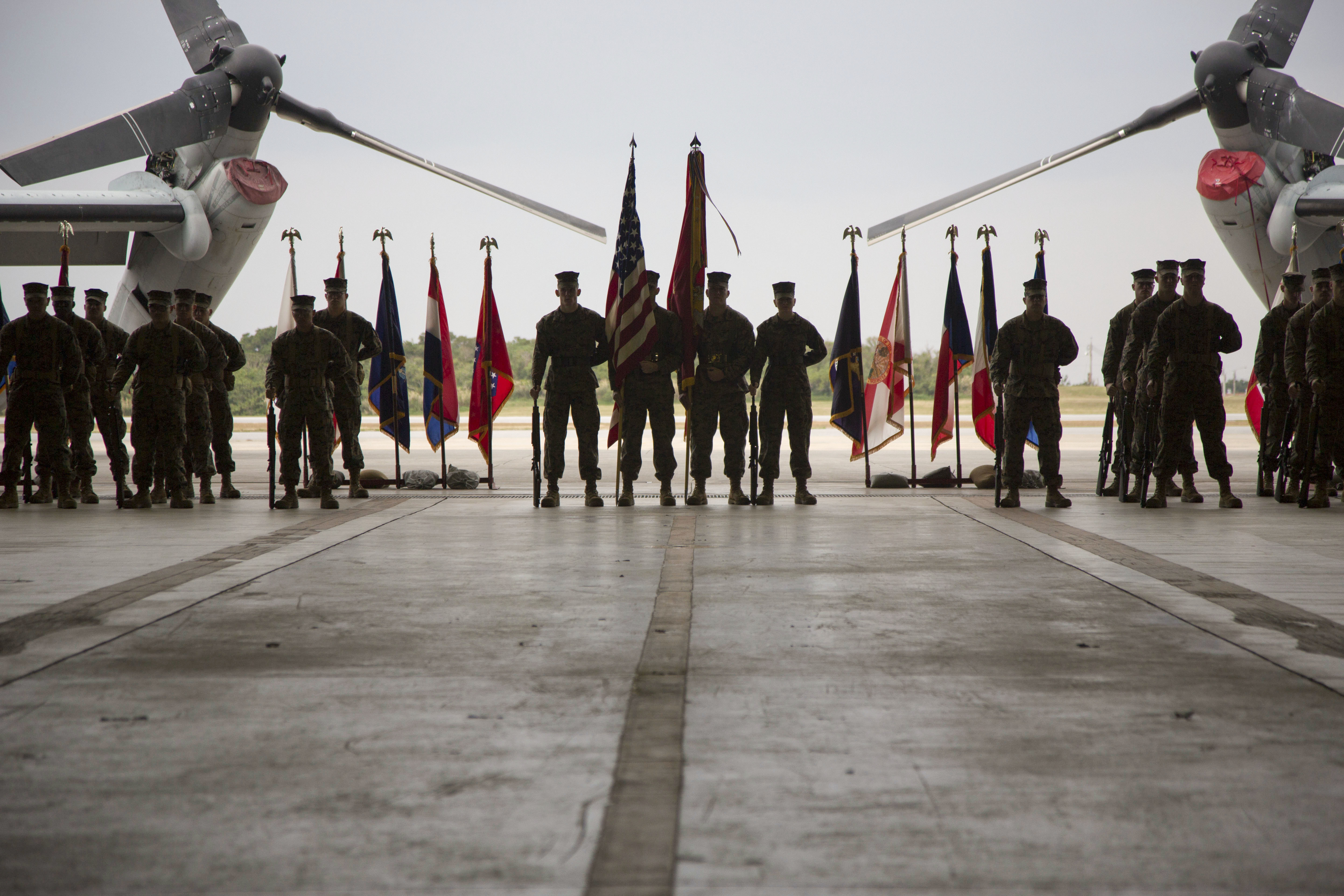 VMM-262 passes the sword > 31st Marine Expeditionary Unit > Article