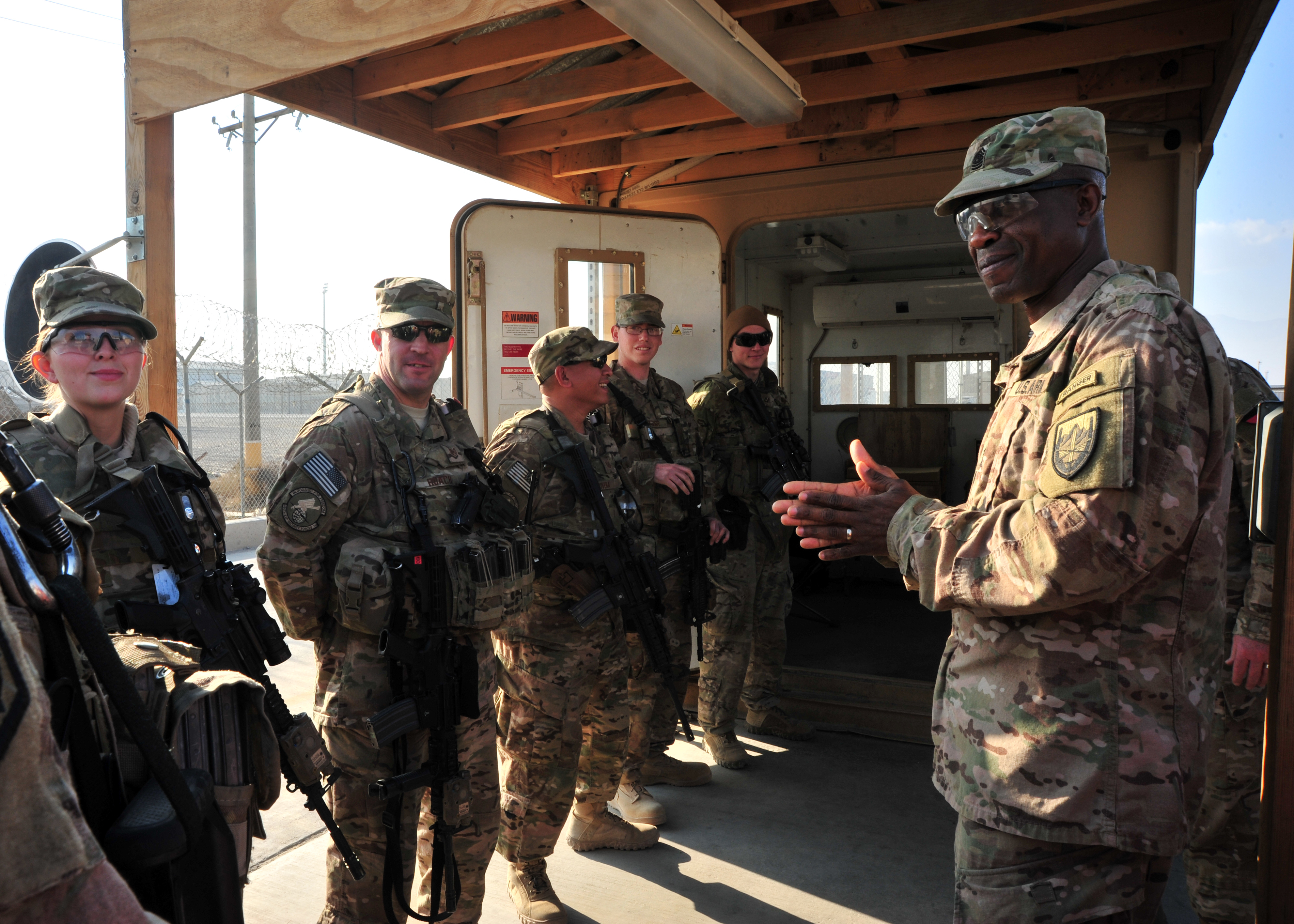 Army CSM tours 455 AEW