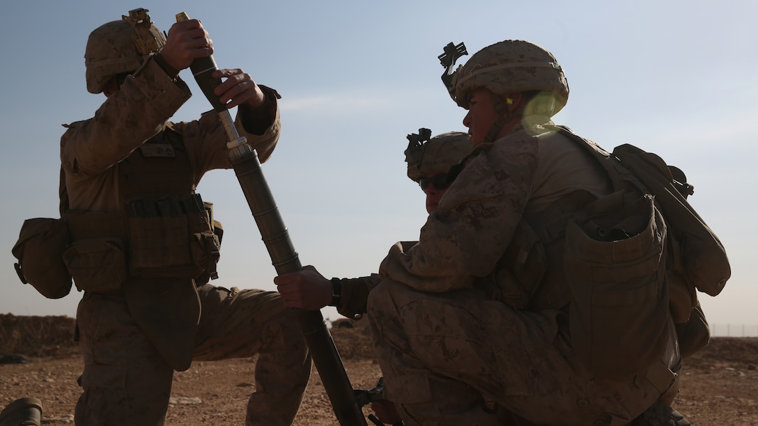 Rounds Downrange: 2/7 Marines Cross-Train on the Range