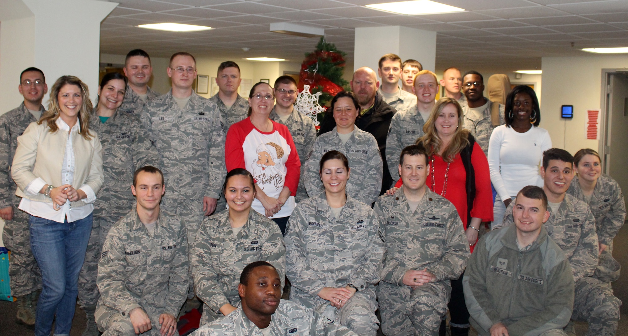 Communicating holiday cheer > Whiteman Air Force Base > Article Display