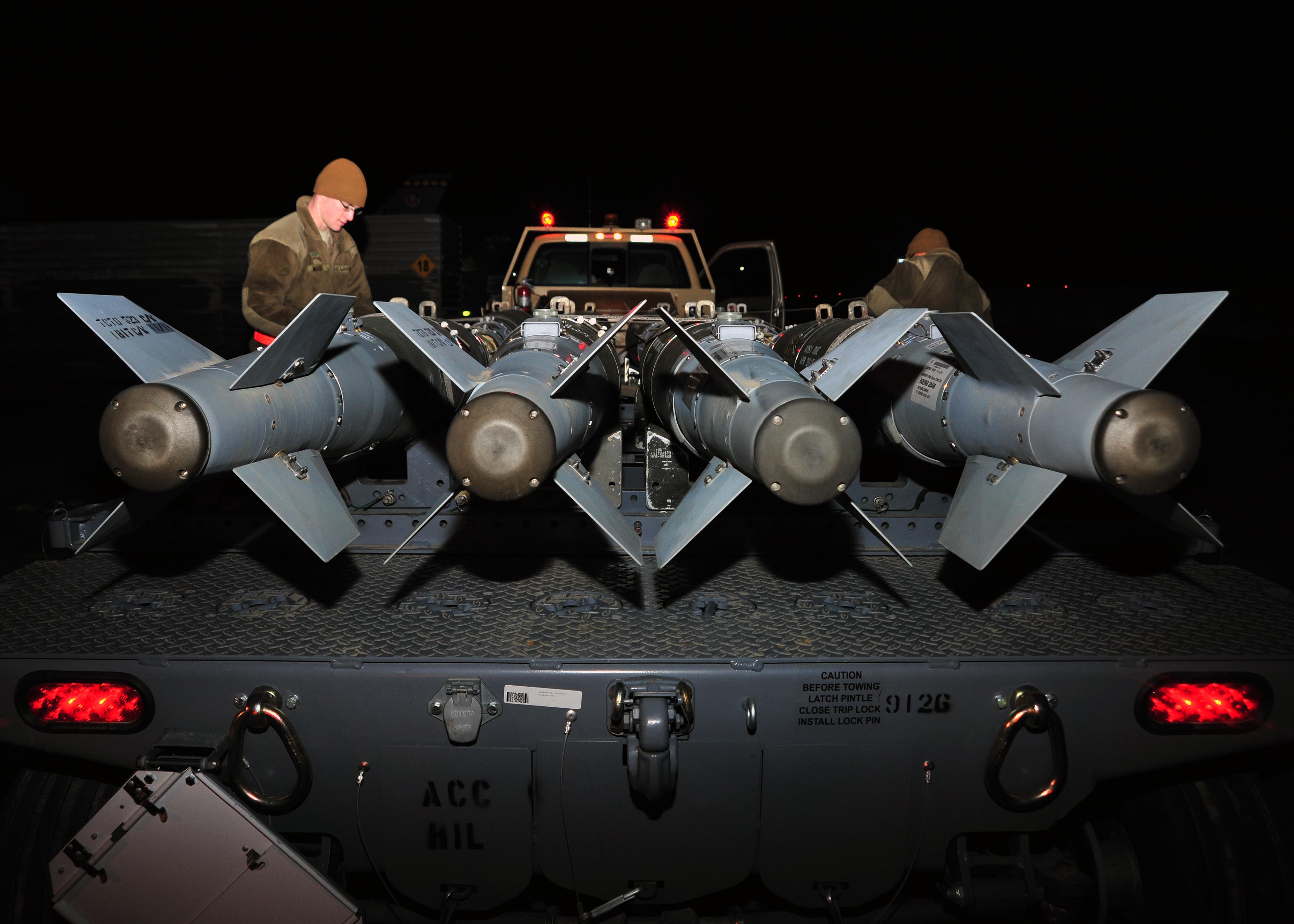 455 EMXS: Making airpower possible > U.S. Air Forces Central > Display