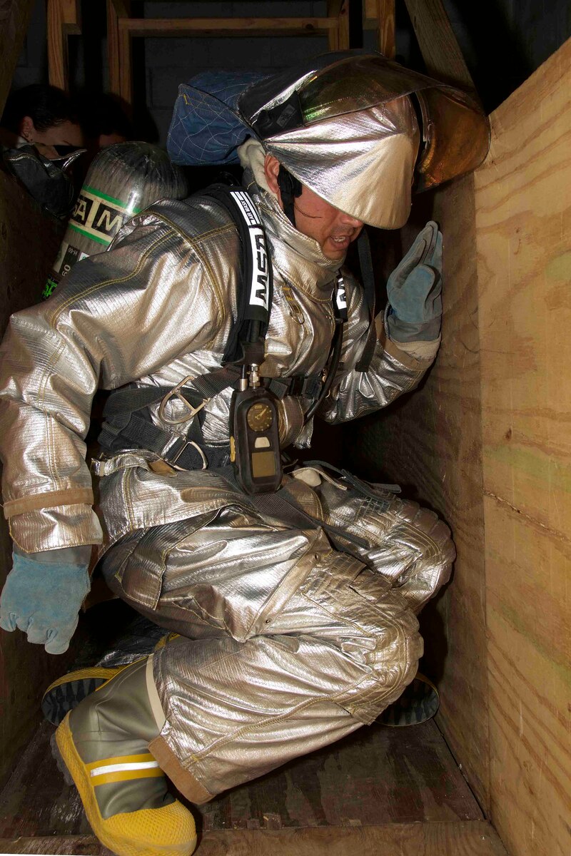 Reservists team-up with local fire rescue instructors for life saving ...