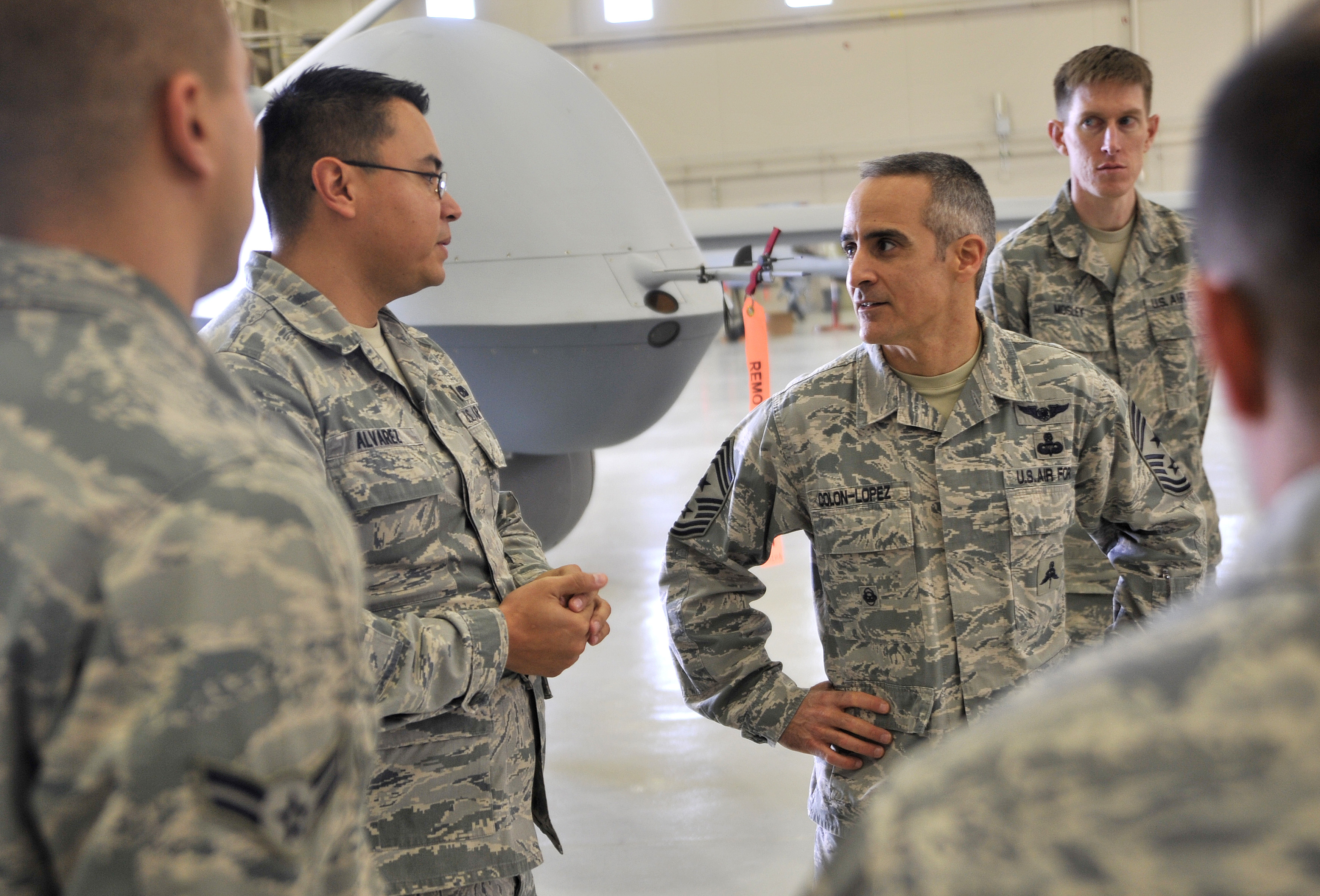 AFCENT command chief visits Creech Airmen > Creech Air Force Base ...