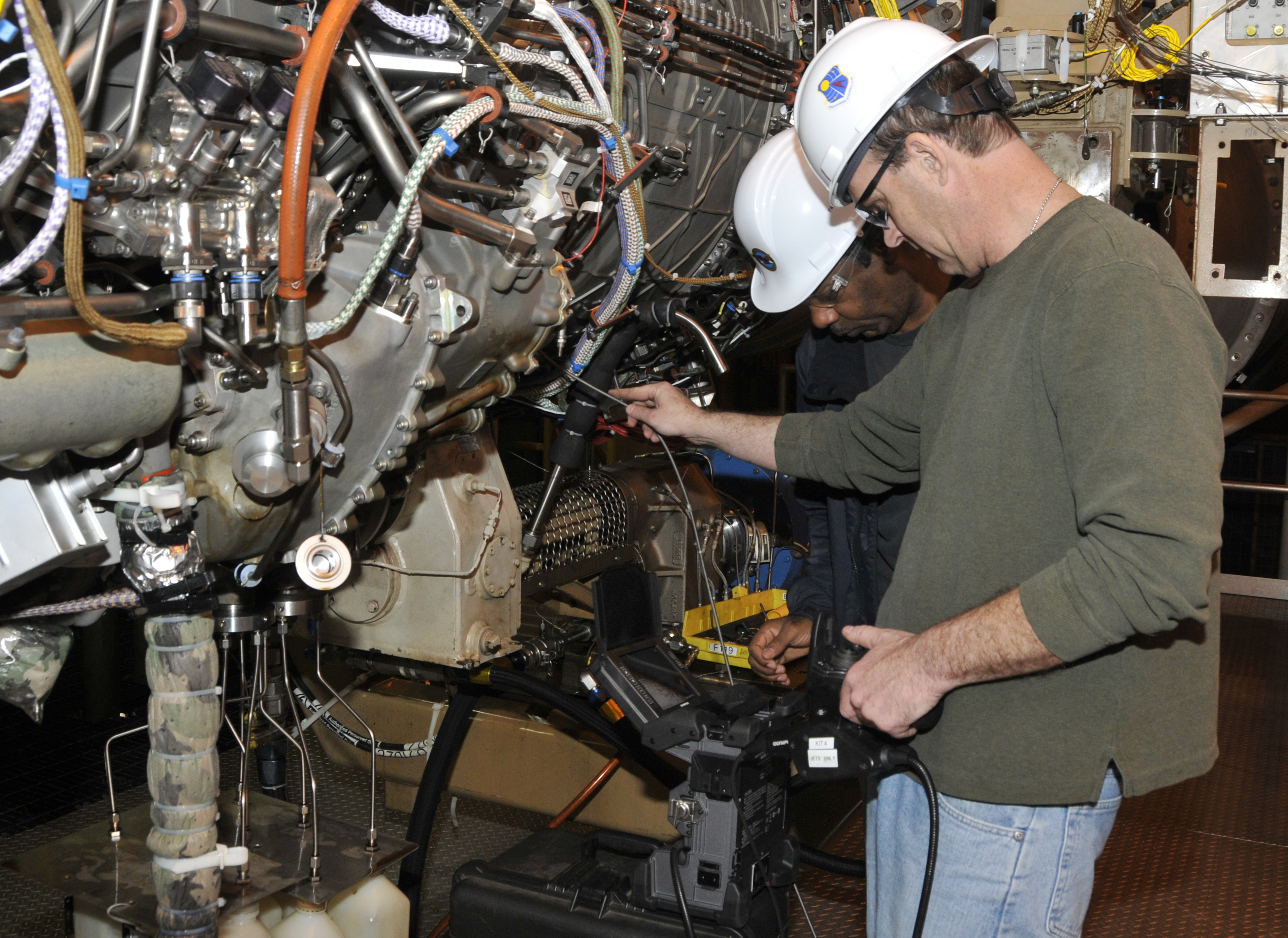 F135 test demonstrates success of AEDC workshare initiative