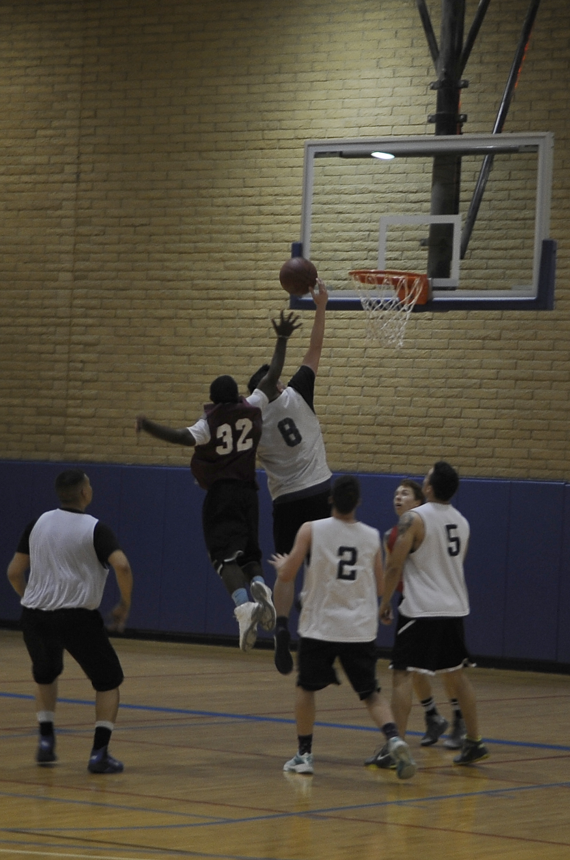 607th ACS defeats 56th OSS in intramural B-ball action > Luke Air Force ...