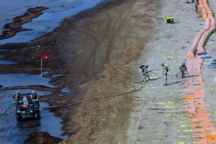 Soldiers of the Louisiana National Guard's 1023rd Vertical Engineer Company