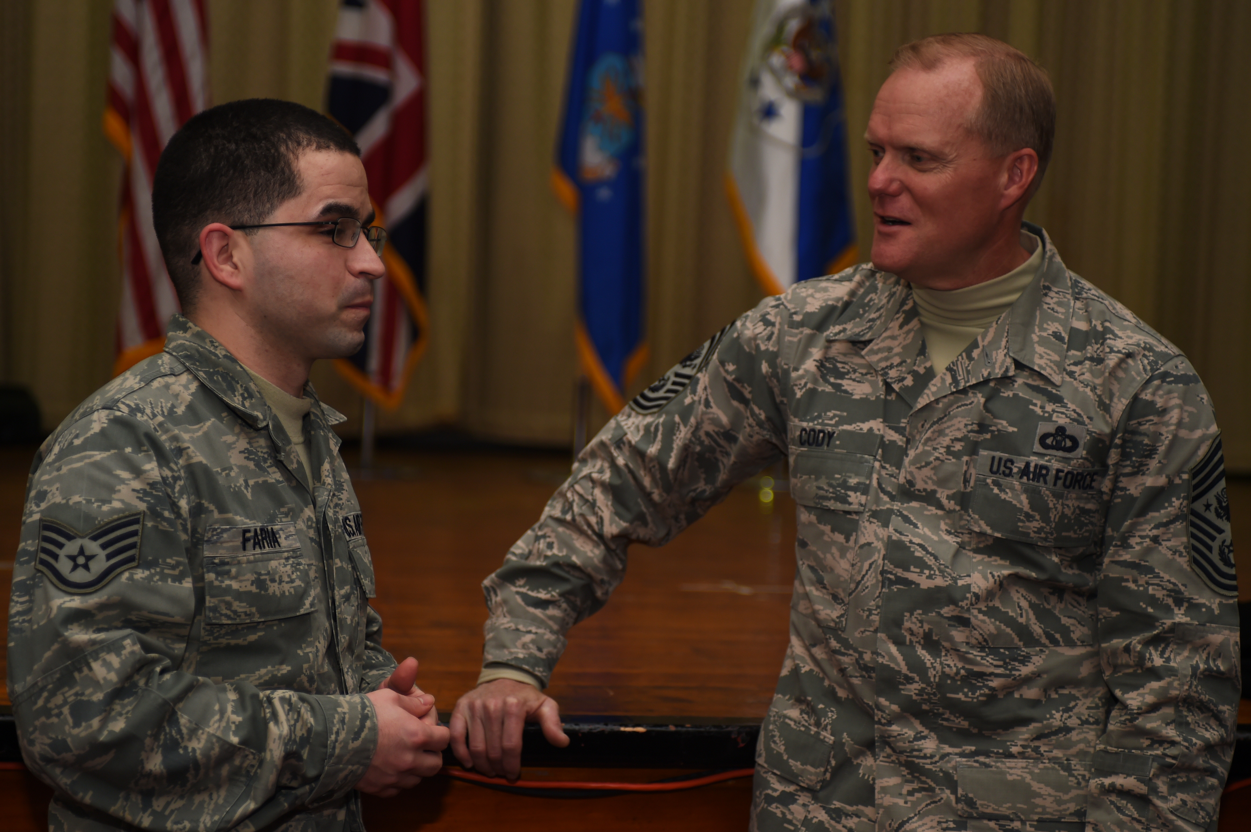 501st CSW Airmen talk with AF's top enlisted leader