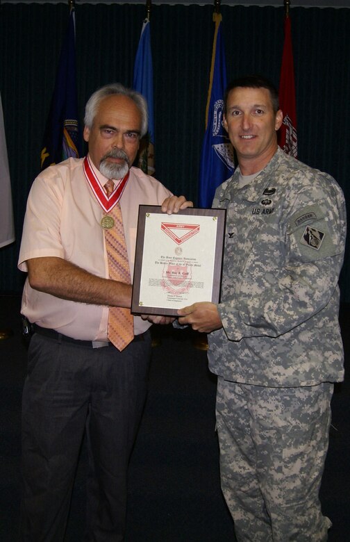 Kansas Area Manager receives de Fleury Medal > Tulsa District > Tulsa ...