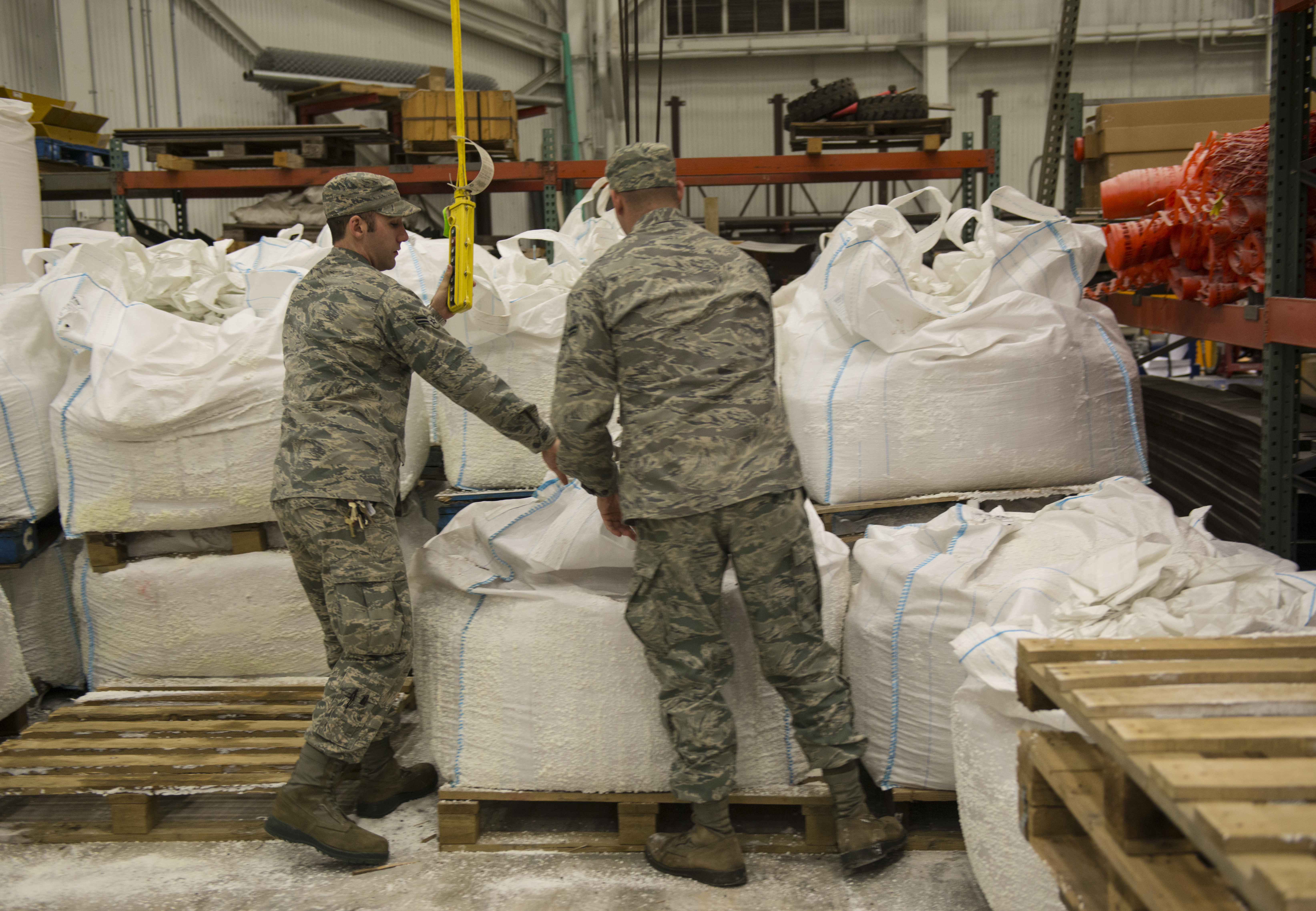 Snow dogs plow through snow, clear flight line > Joint Base McGuire-Dix ...