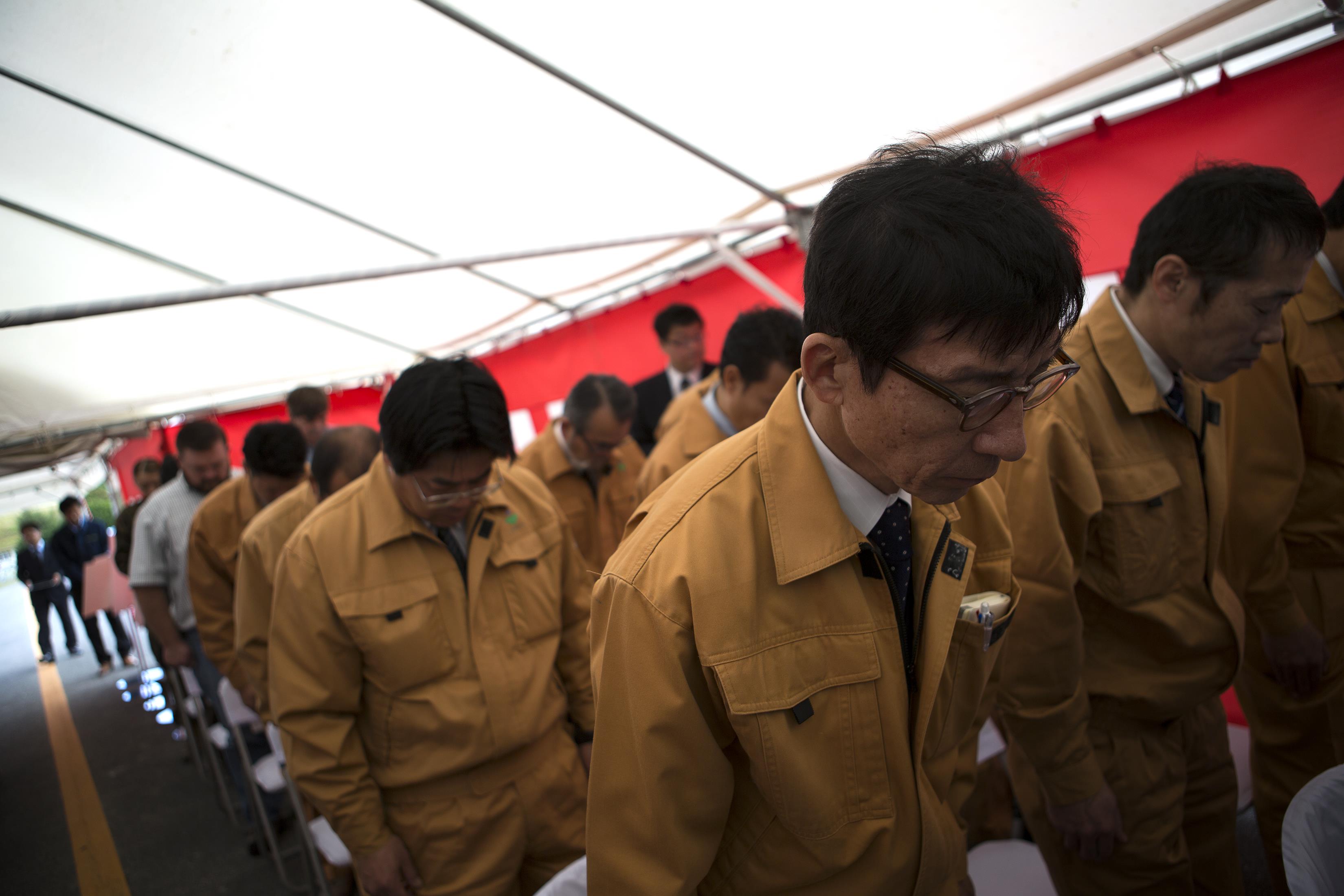 Shinto Priestess Uniform