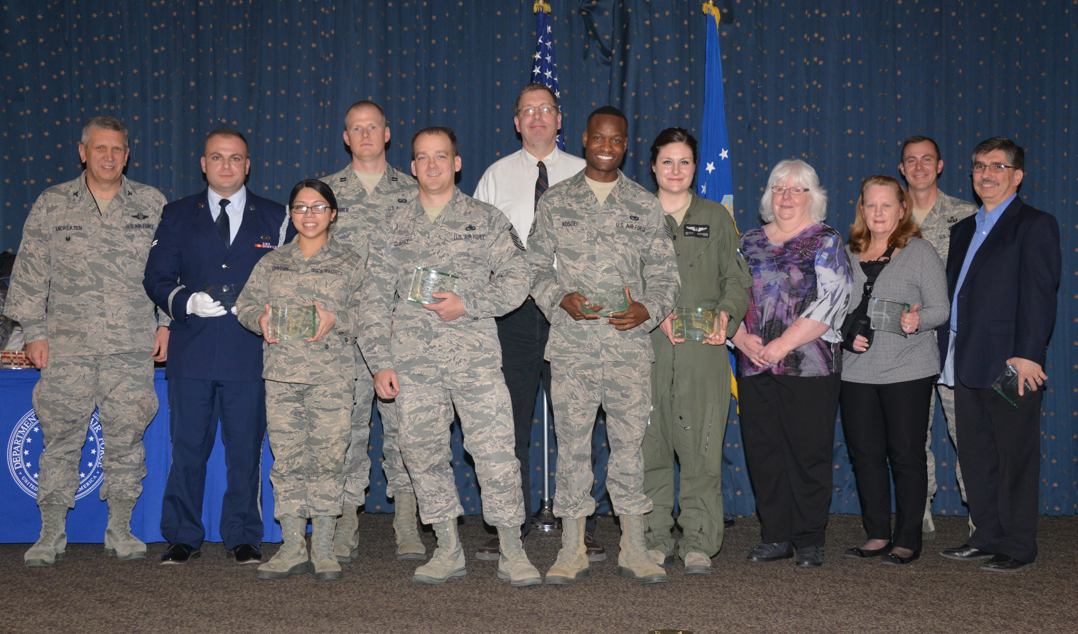 Team Kirtland 4th Quarter Award winners > Kirtland Air Force Base ...