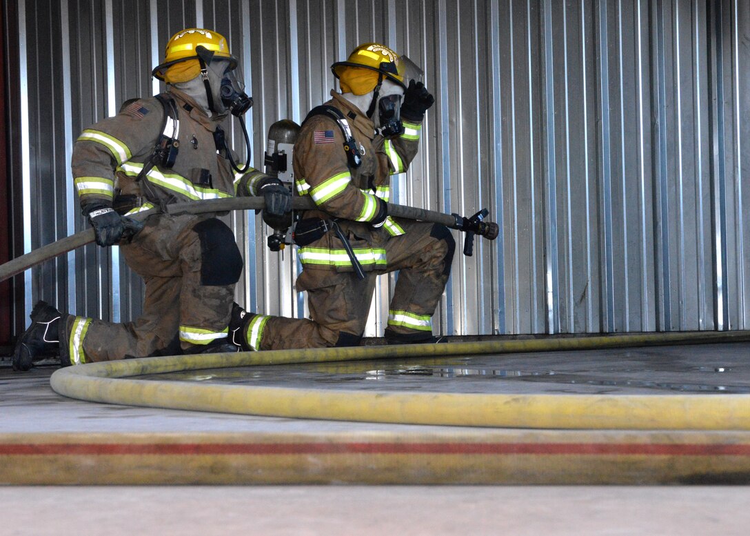Altus AFB hosts training for community firefighters
