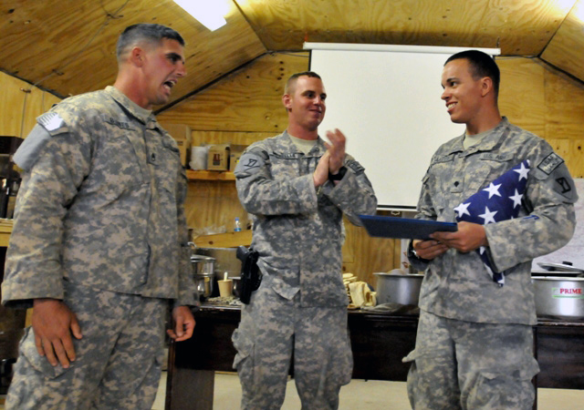 Deployed Guard member becomes U.S. citizen > National Guard > Article View