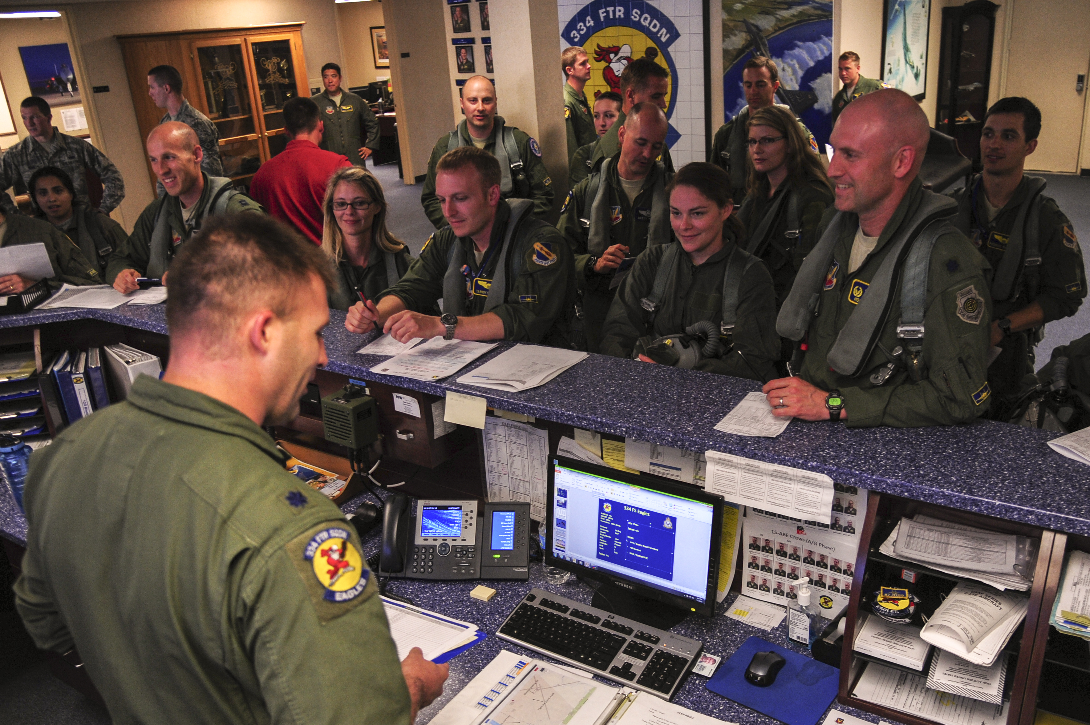 Team Seymour spouses familiarize with 4th FW mission > Seymour Johnson ...