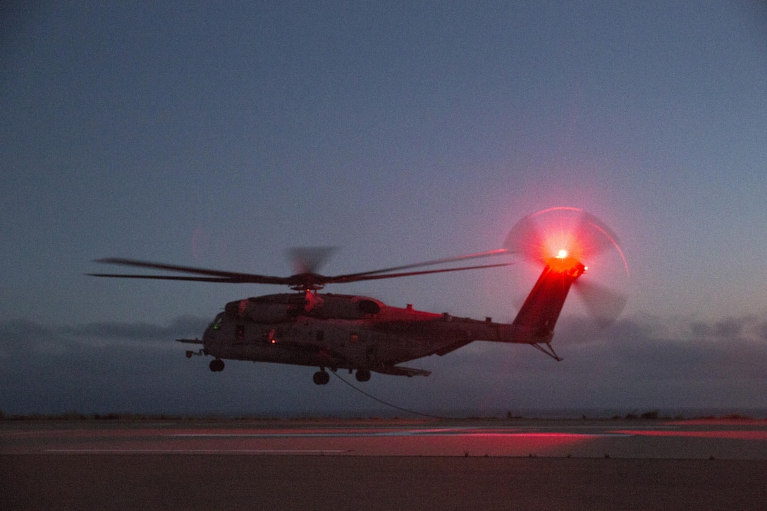 No light, no problem: HMH-466 'Wolfpack' drops grunts into evening action