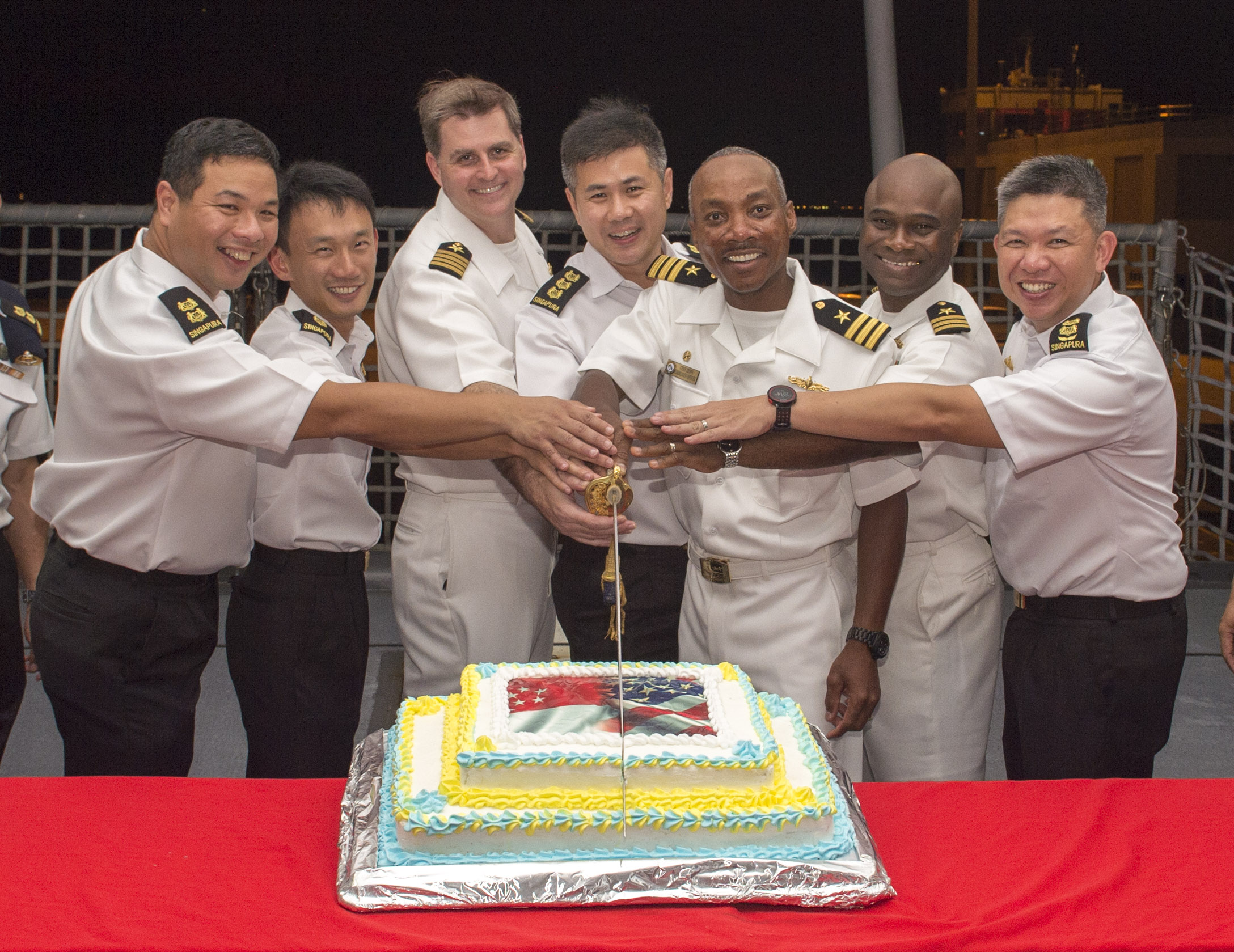 US, Singapore Navies Complete Complex Training, Achieve New Milestones ...
