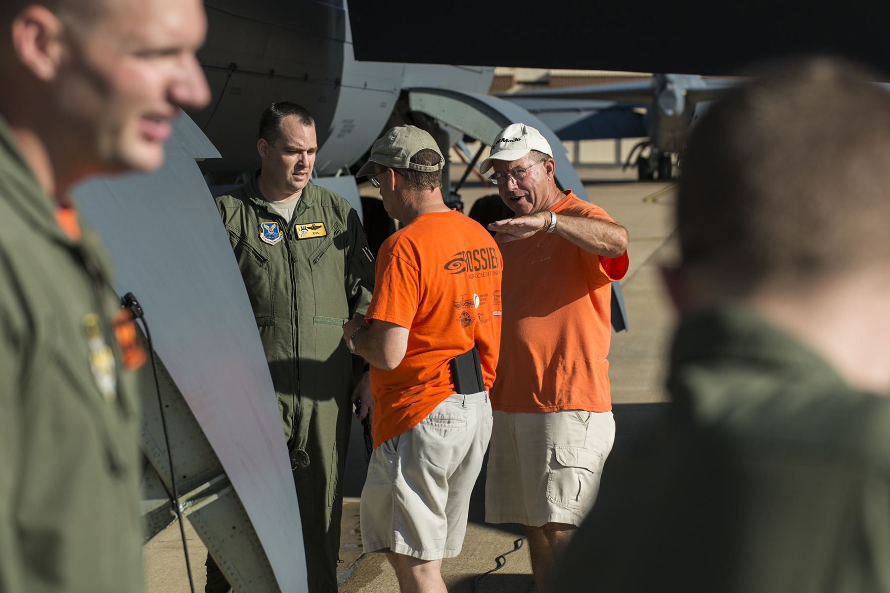 A 93rd Bomb Squadron B-52 makes Oshkosh debut > 307th Bomb Wing ...