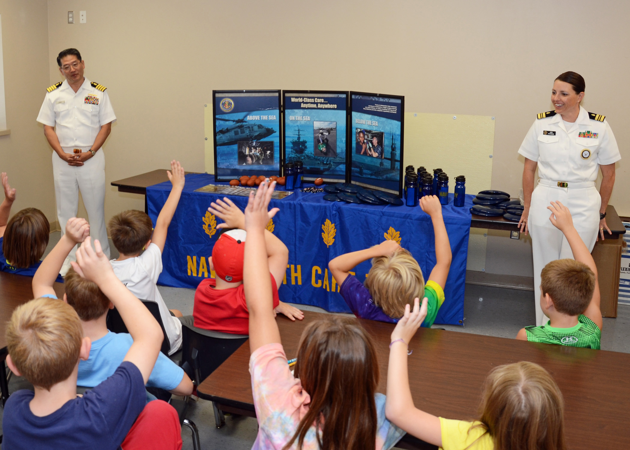 Navy Medicine Ambassadors Raise Awareness at Fargo Navy Week > United ...