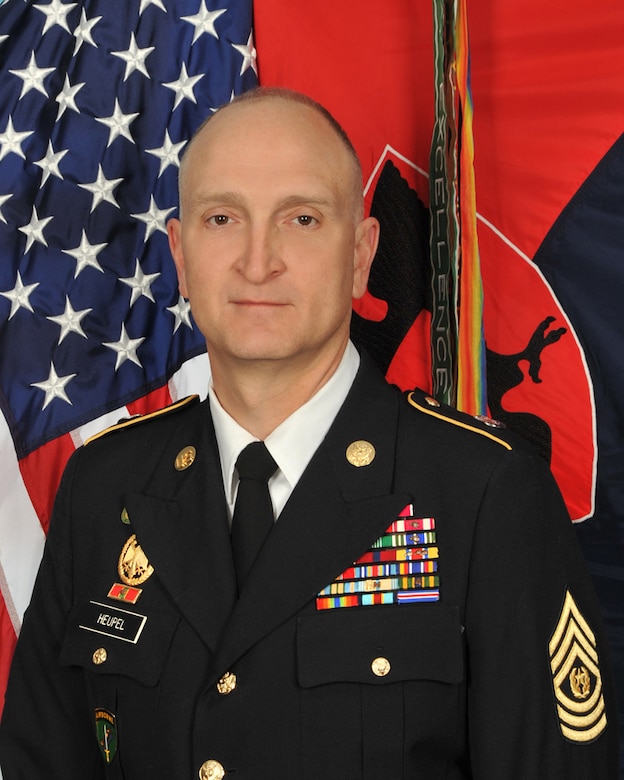 Command Sergeant Major Neil Heupel > U.S. Army Reserve > Article View