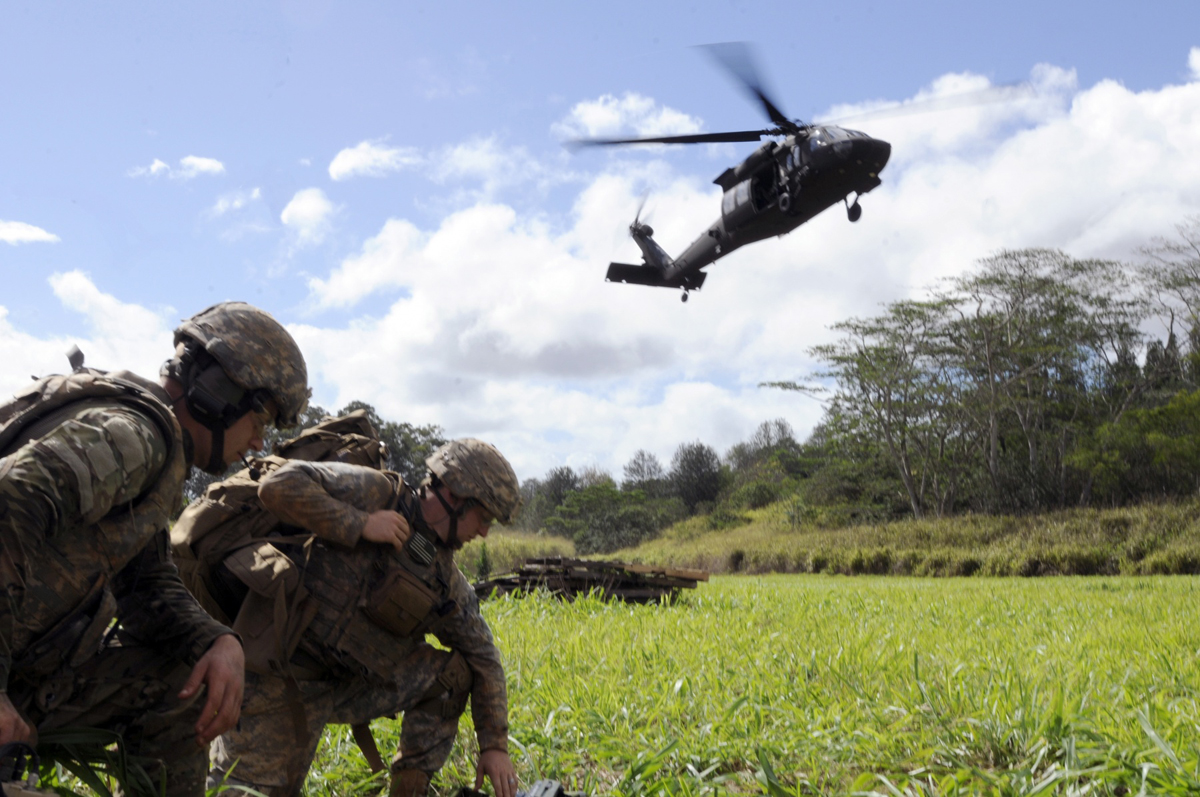 Explosive Ordnance Disposal Teams Compete in Annual USARPAC Team of the ...