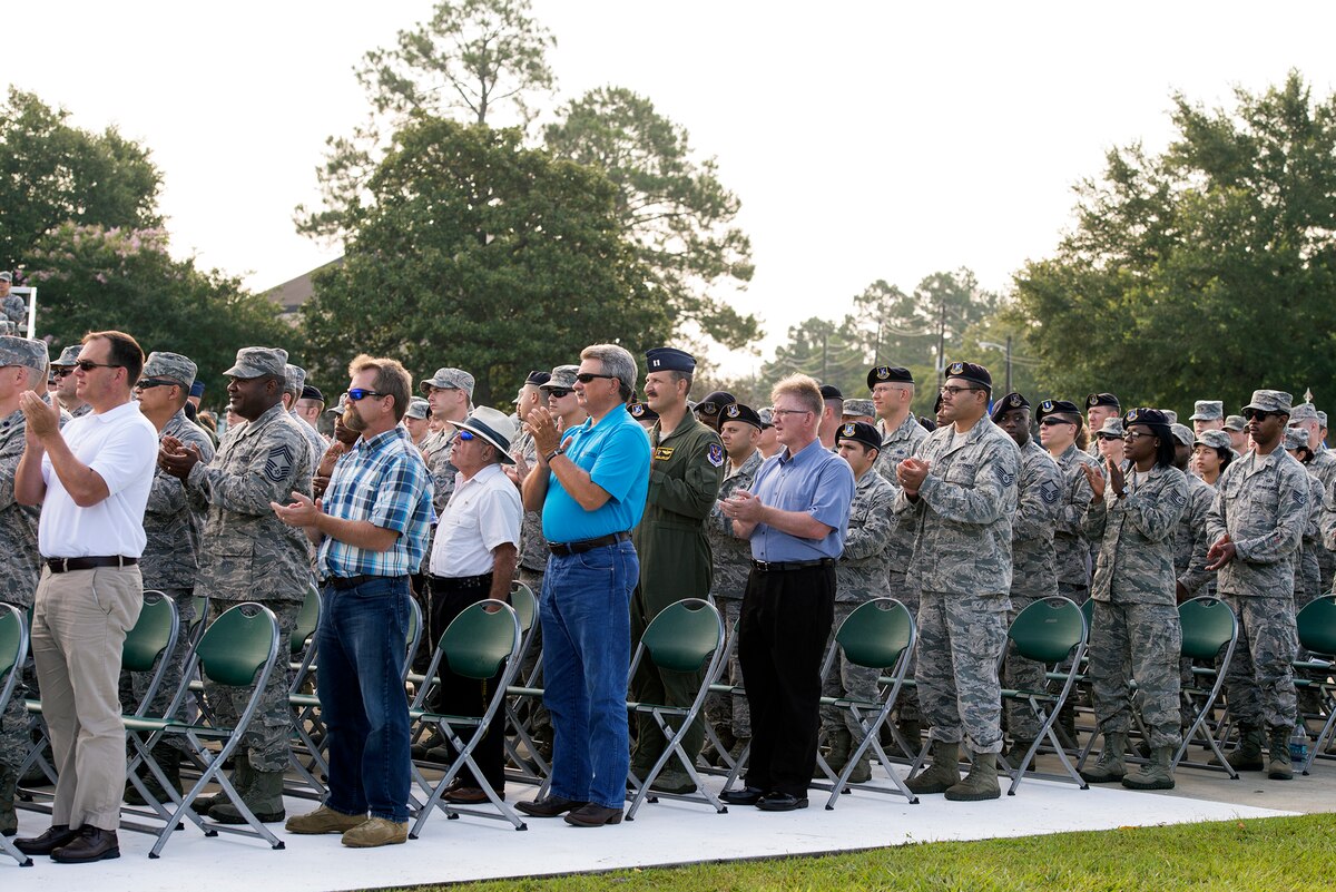 23d Wing welcomes new commander > Air Combat Command > Article Display