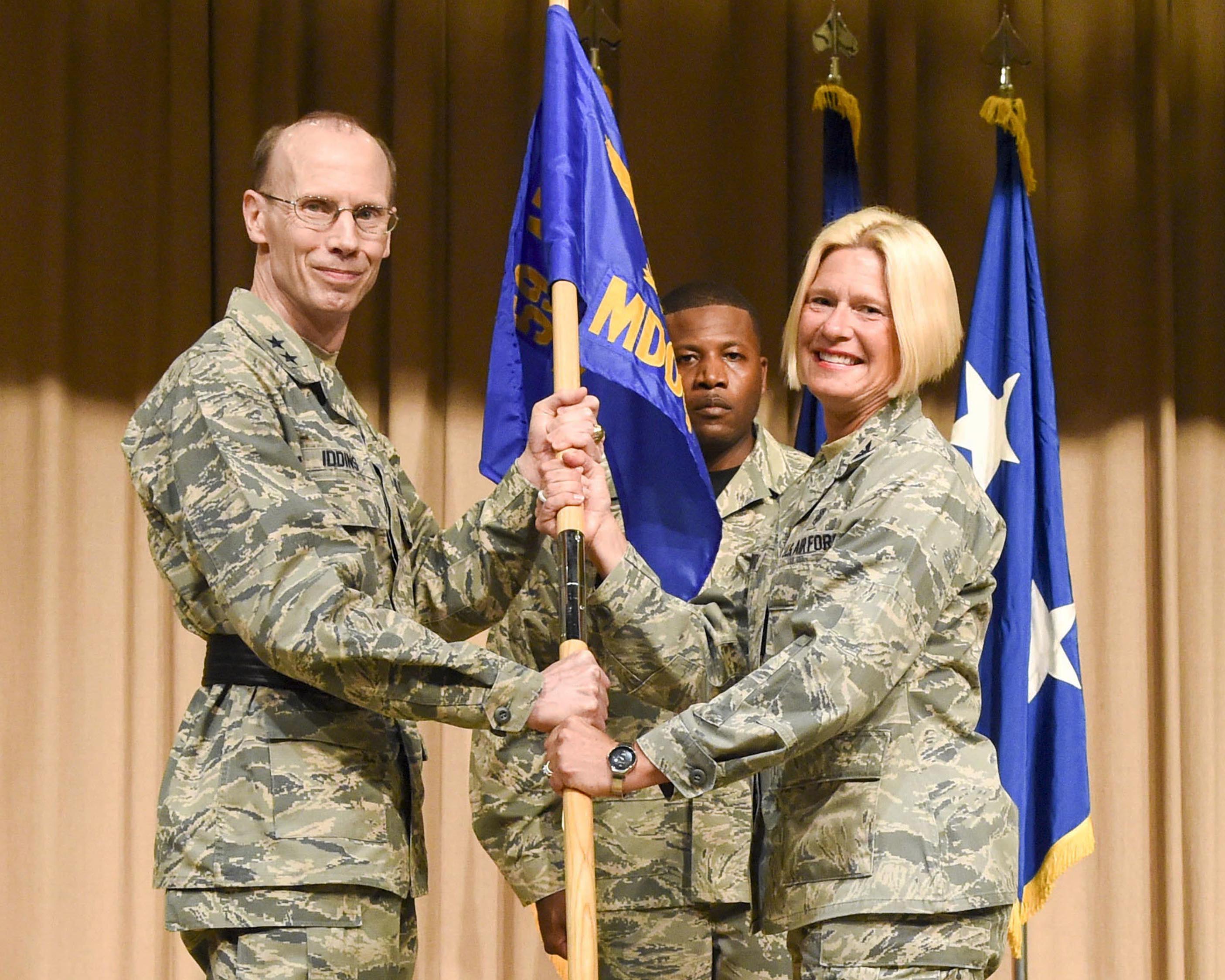 Lefebvre takes command of the 59th MDOG