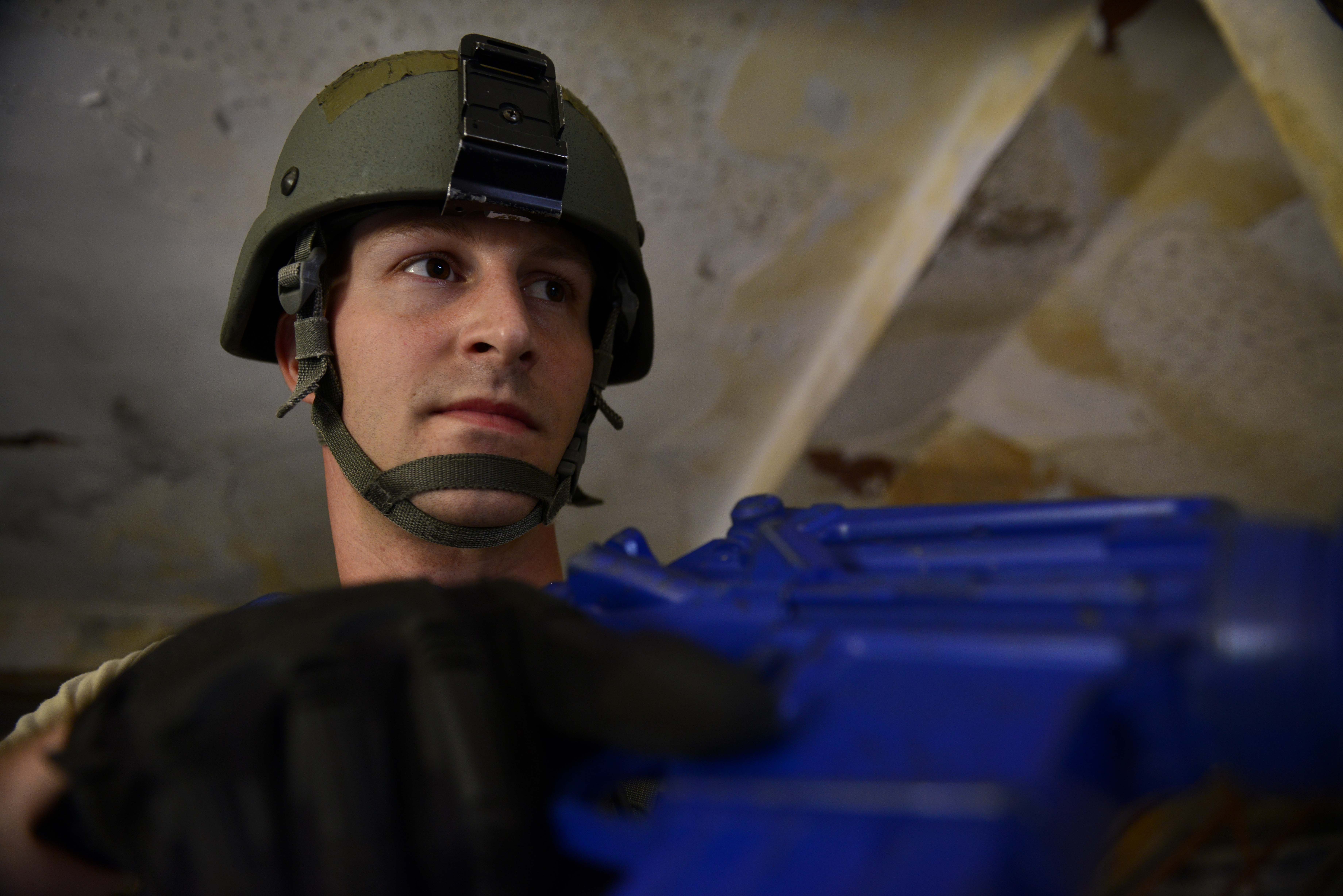 31 SFS clear the way > Aviano Air Base > Display