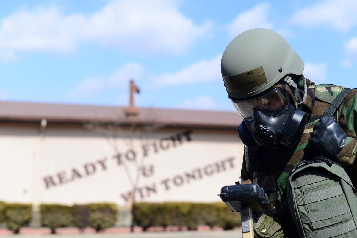 Ready Airmen: Bioenvironmental assess hazards, recommends PPE > Osan ...