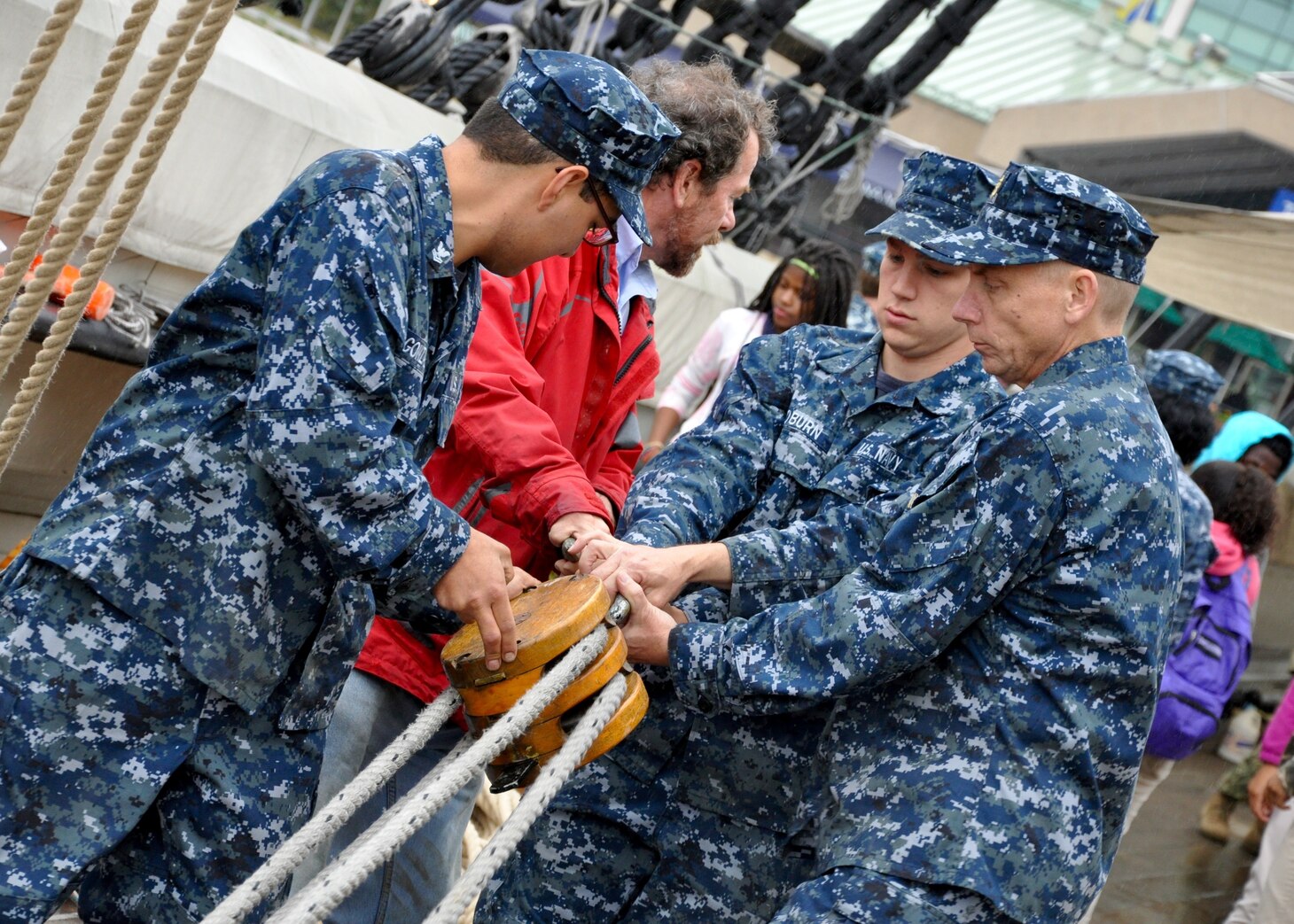 Reserve Sailors, Baltimore Students Help Restore a Piece of Navy ...