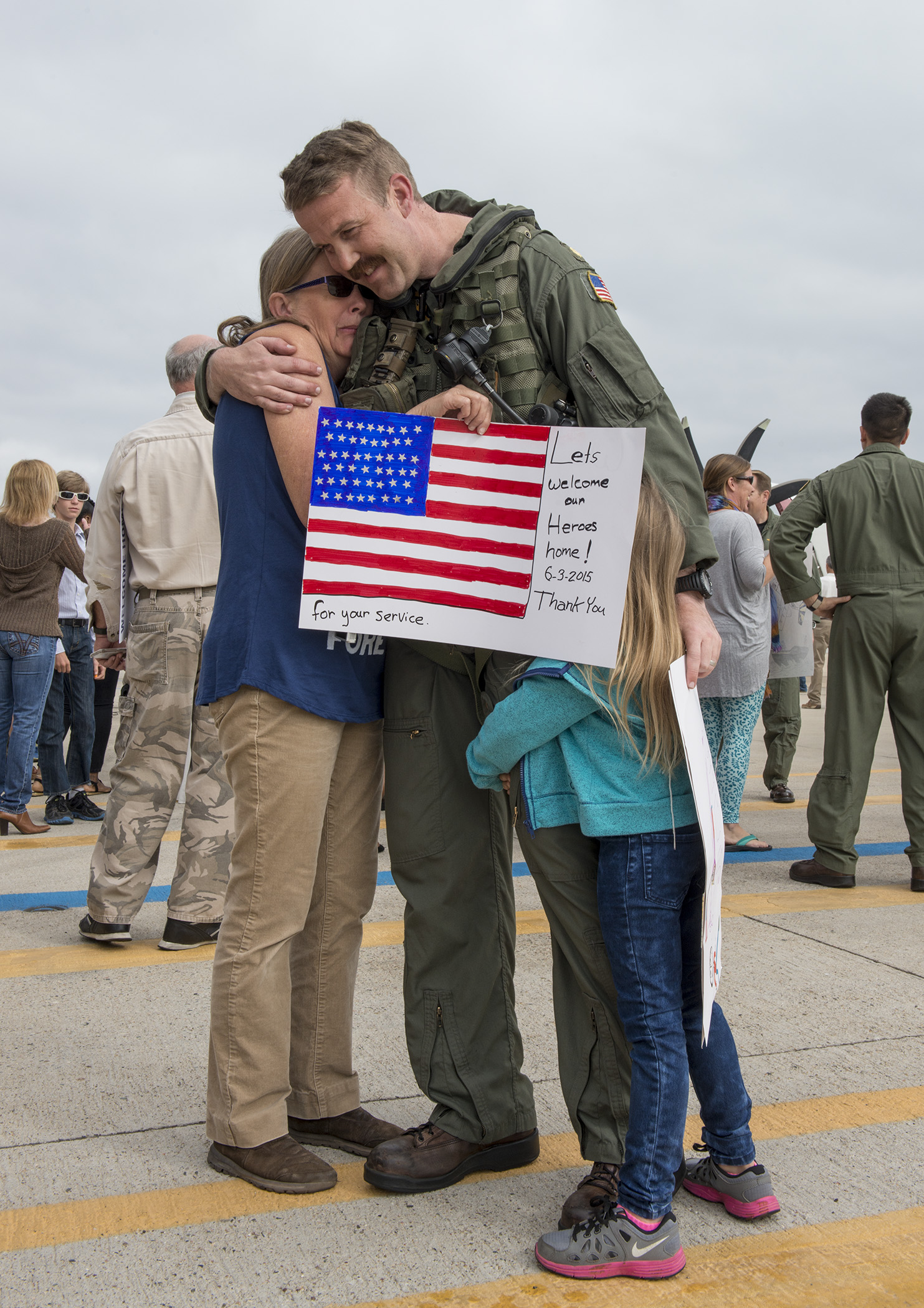 Navy Fleet Logistics Support Squadron's Detachment Returns From ...
