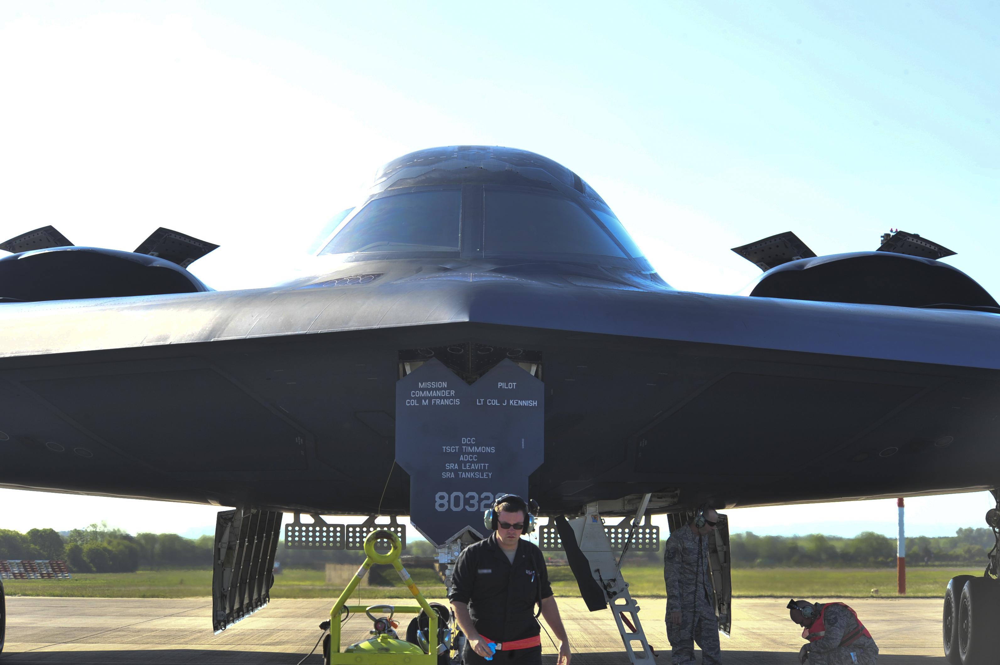B-2s demonstrate global reach > Minot Air Force Base > Article Display