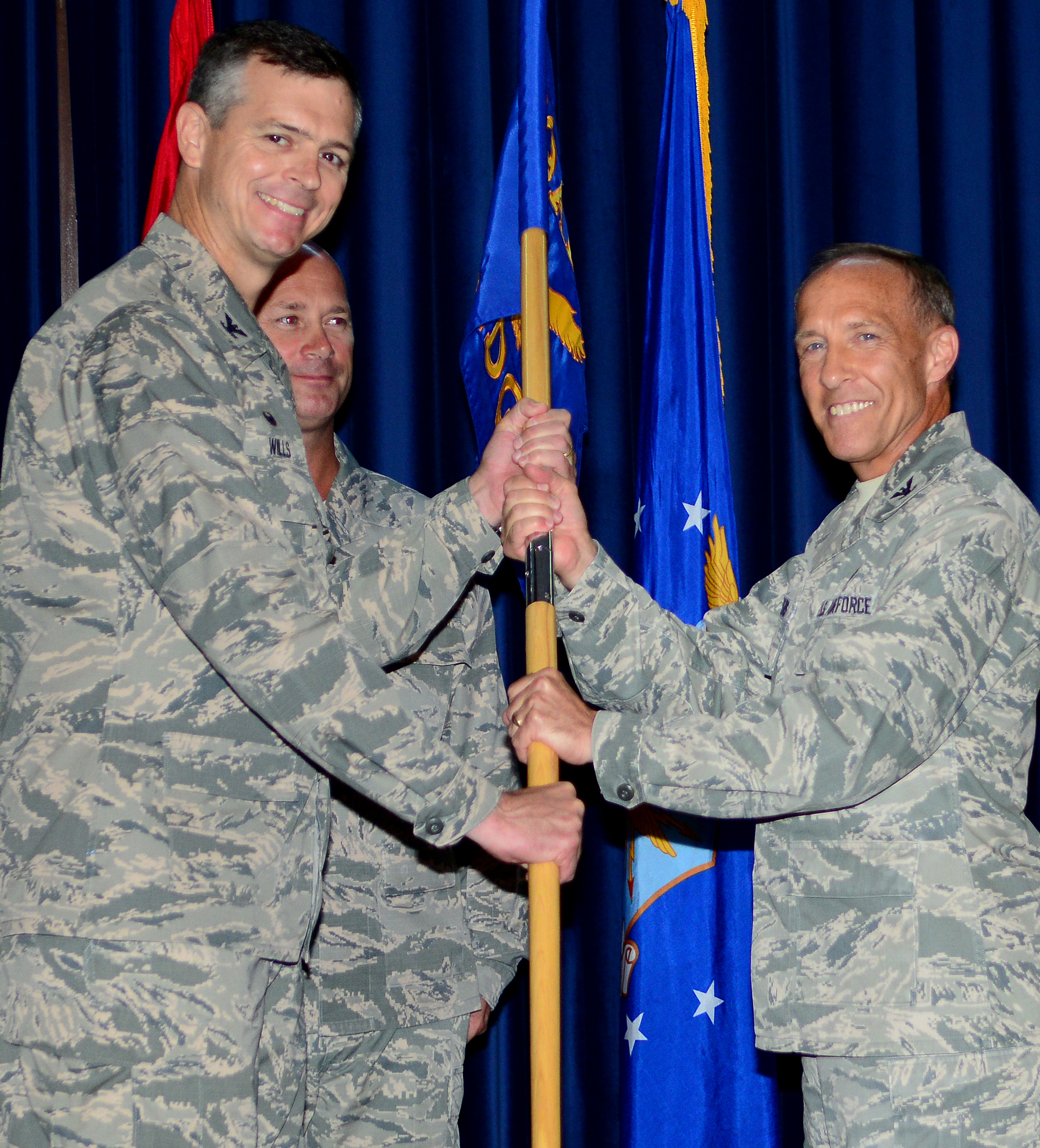 39th MDG welcomes new commander > Incirlik Air Base > Article Display