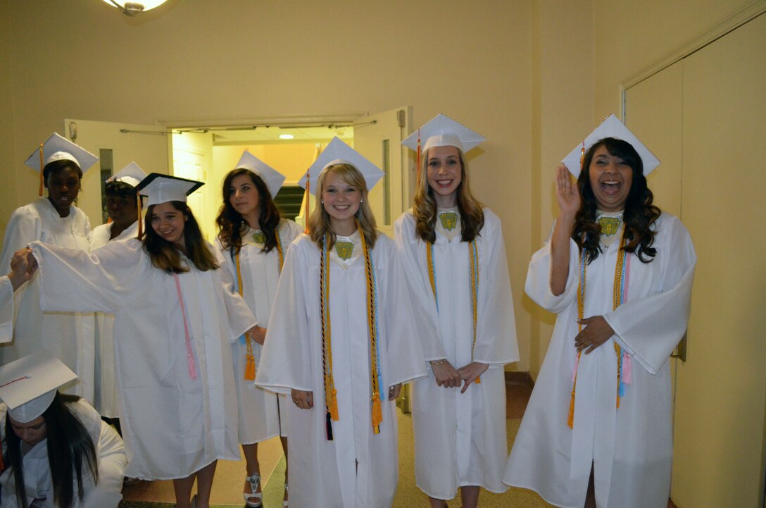 2015 QMHS Graduation