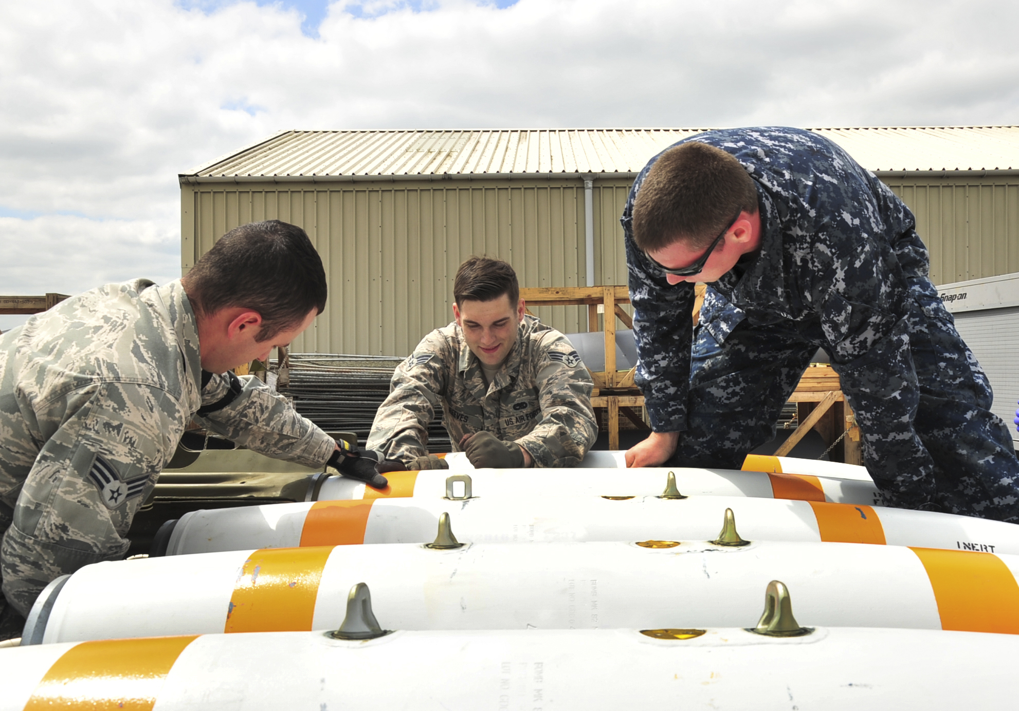U.S. Air Force, Navy build inert mines for BALTOPS 15