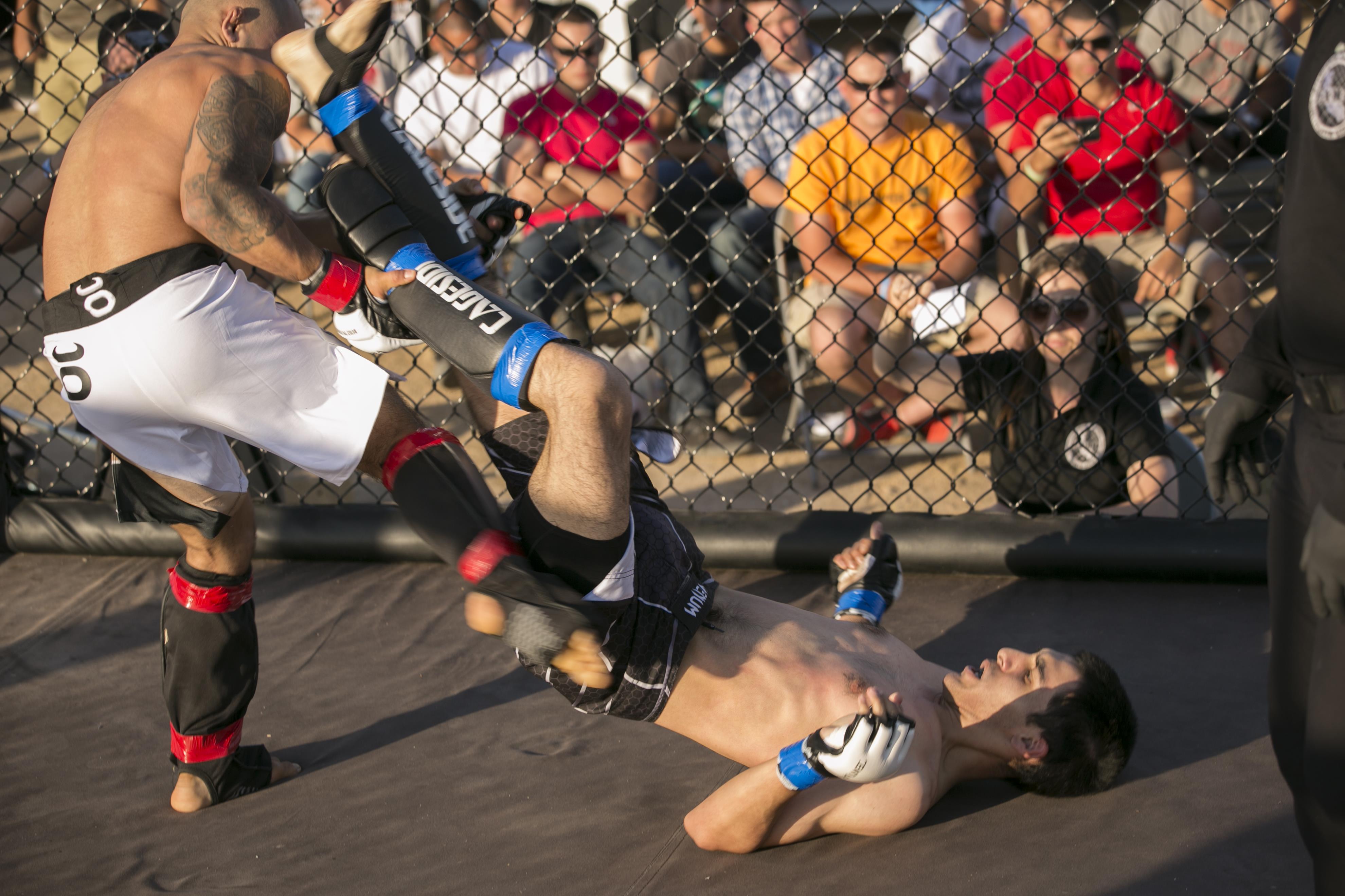 Marines first to 'fight night' > Marine Corps Air Ground Combat Center ...