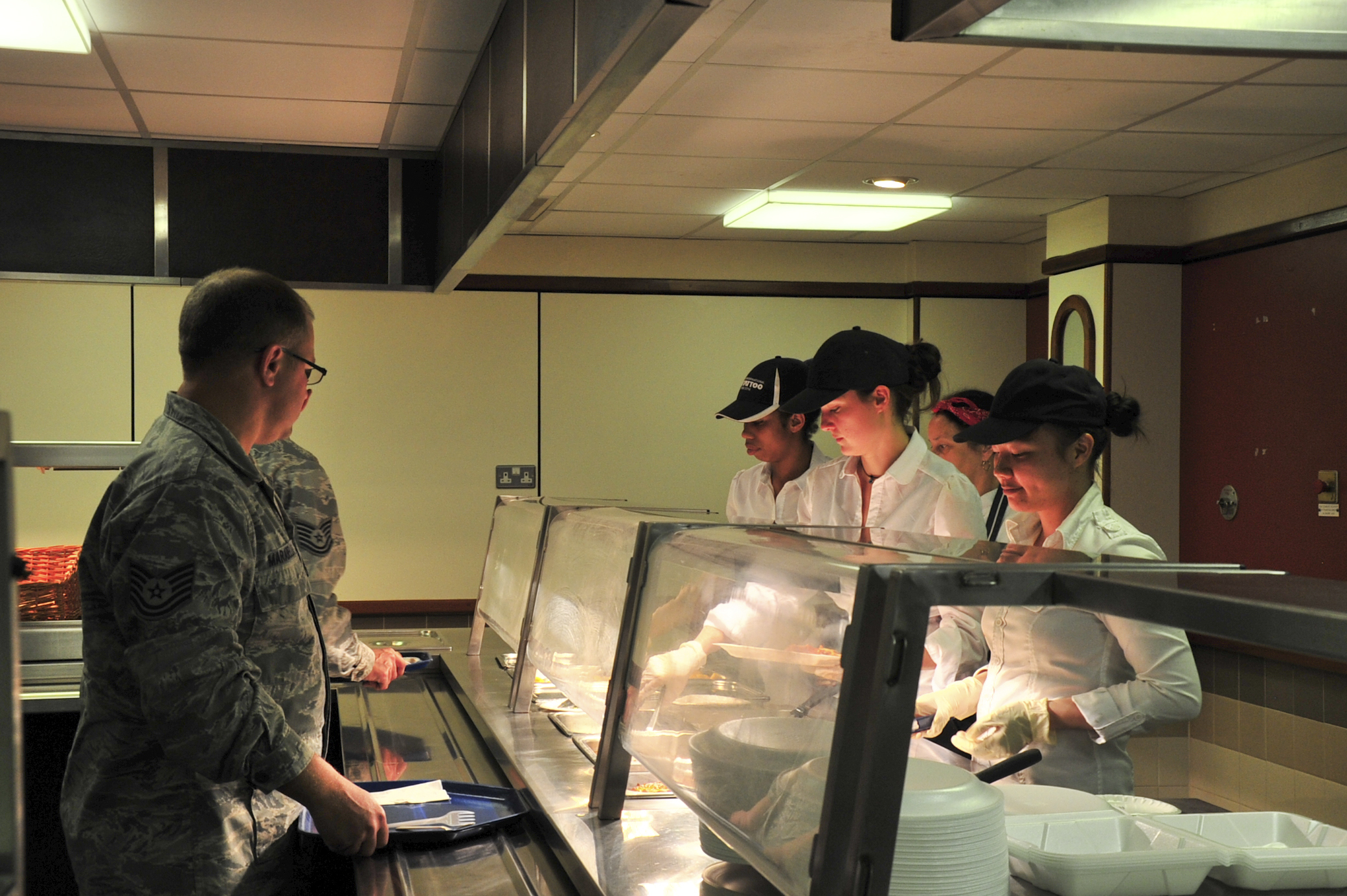 Feeding the fight > Air Force Global Strike Command AFSTRAT-AIR ...