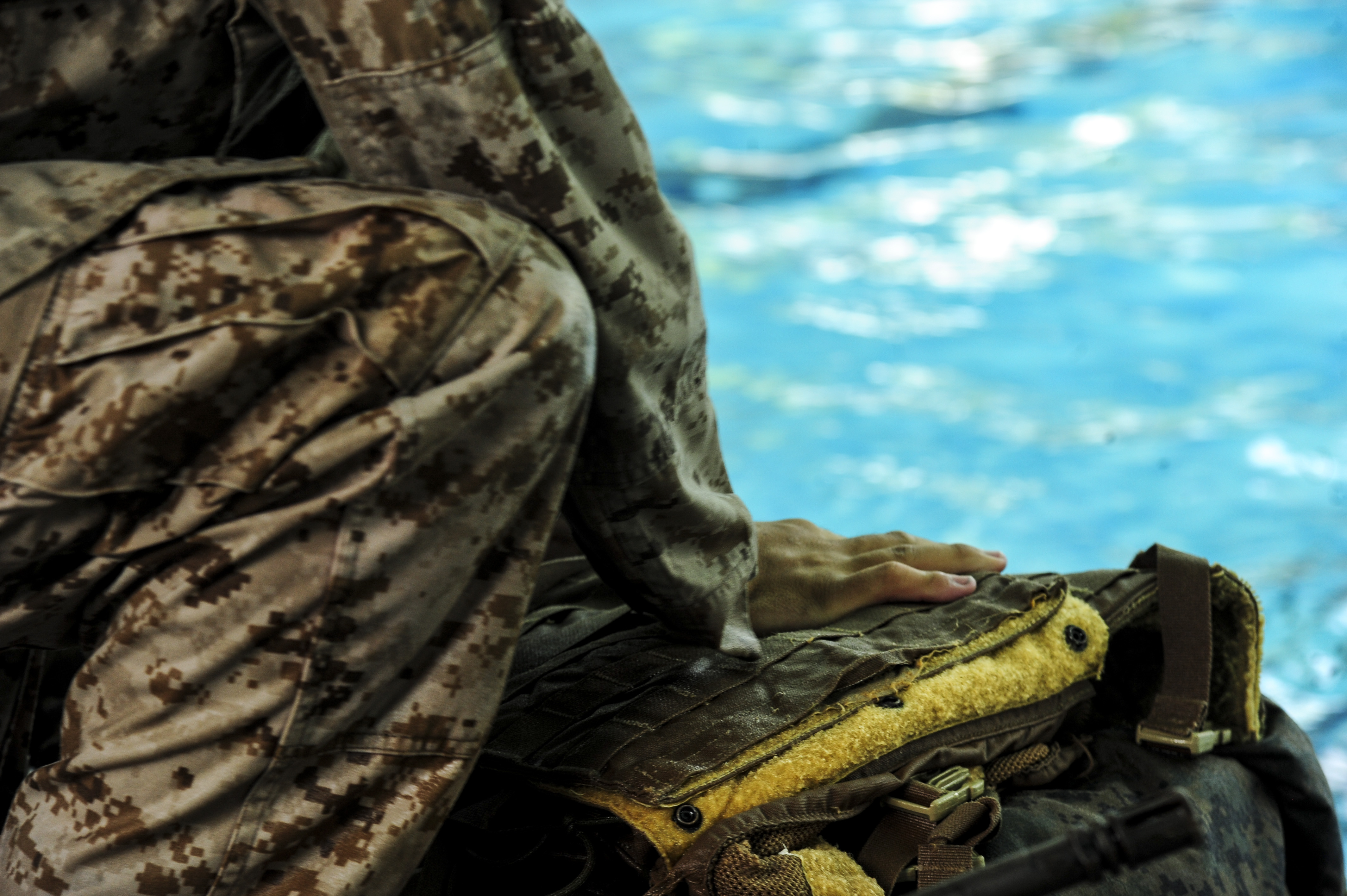 PHOTOS: U.S. Marines dive into water survival training > Seymour ...
