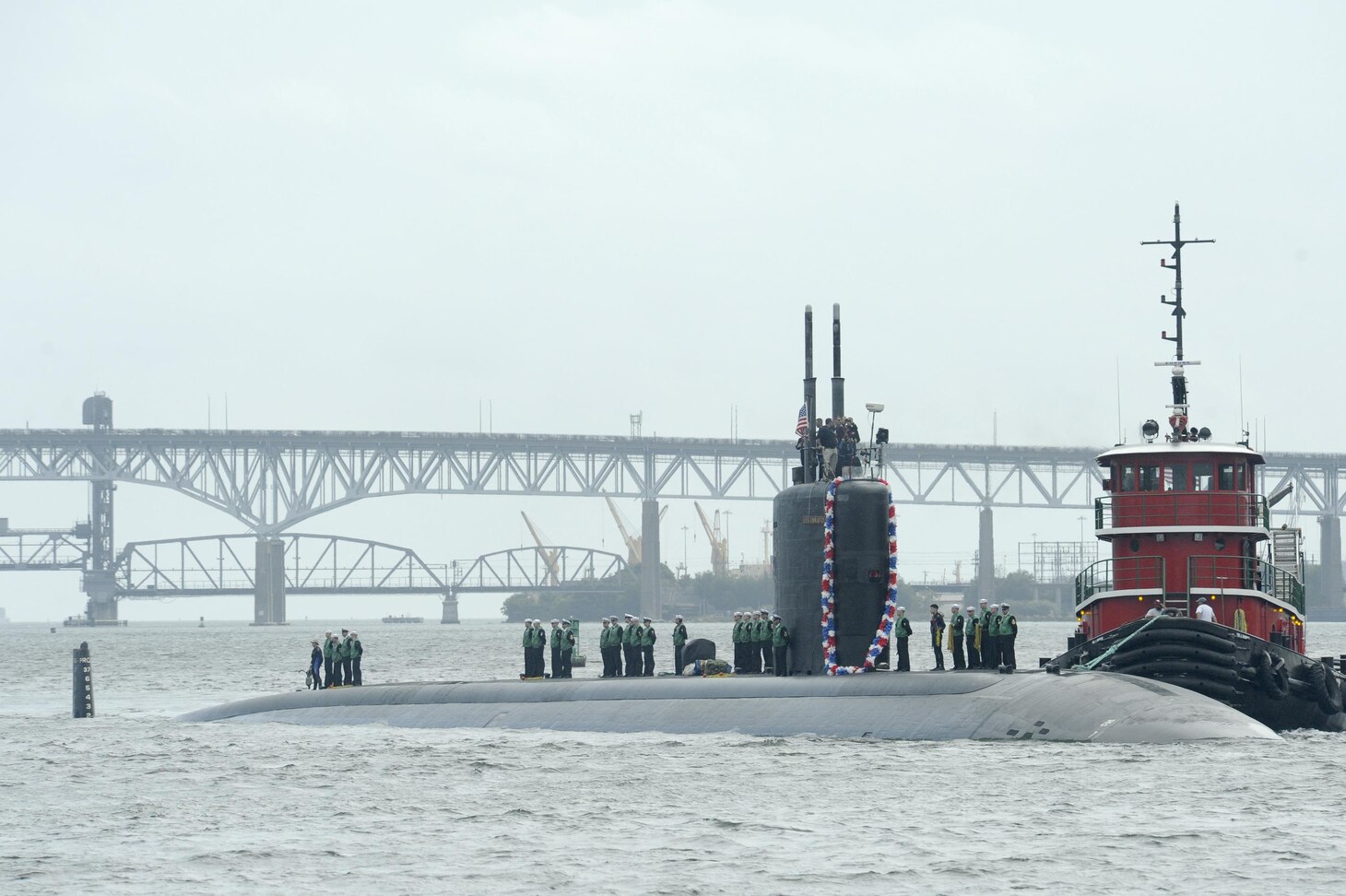 Submarine Forces Commander Visits Groton Submarine Community to Share ...
