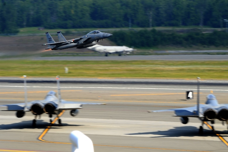 NE15 fills Alaska skies > Pacific Air Forces > Article Display