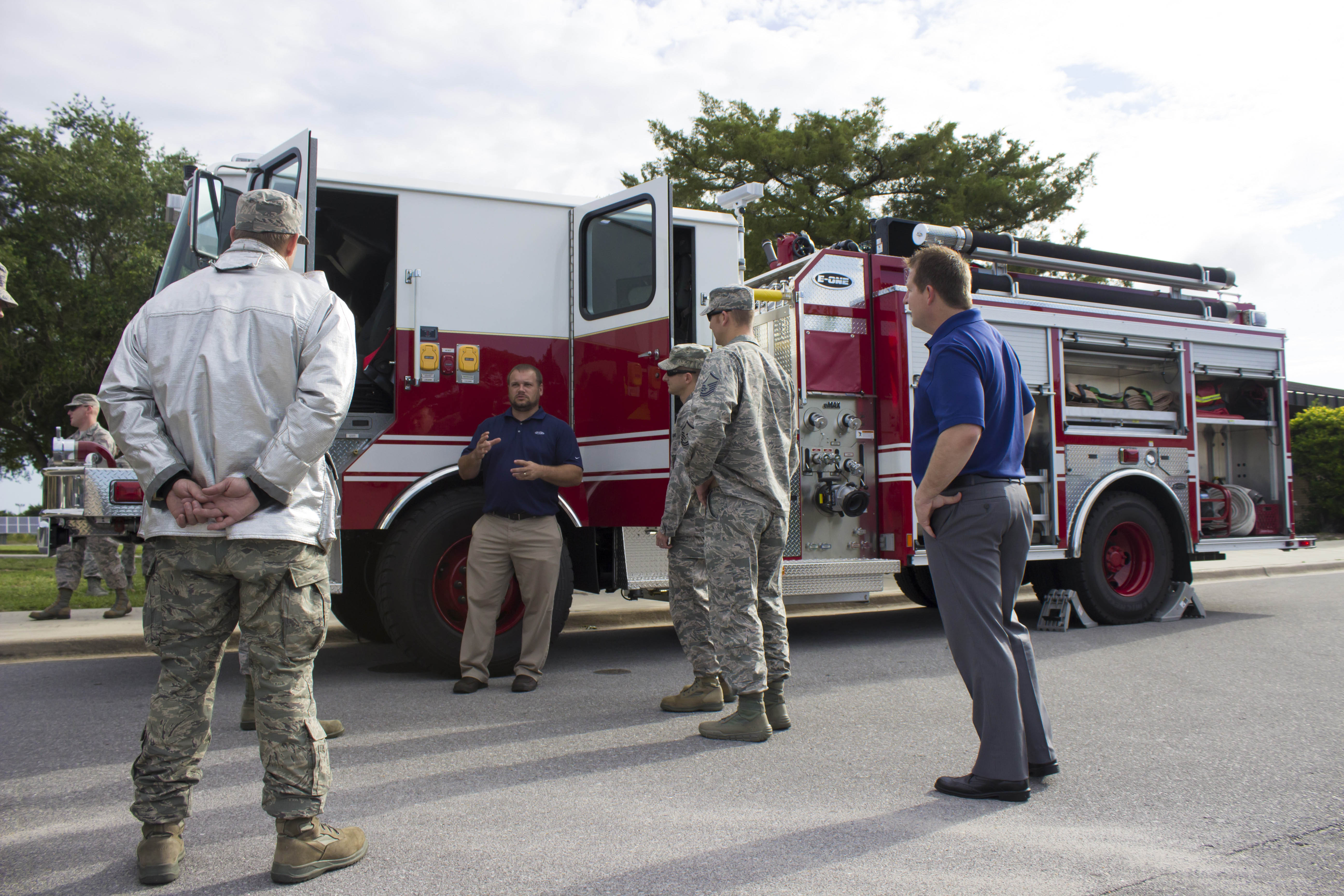 E-ONE continues improvements to Air Force fire truck > Air Force Civil ...