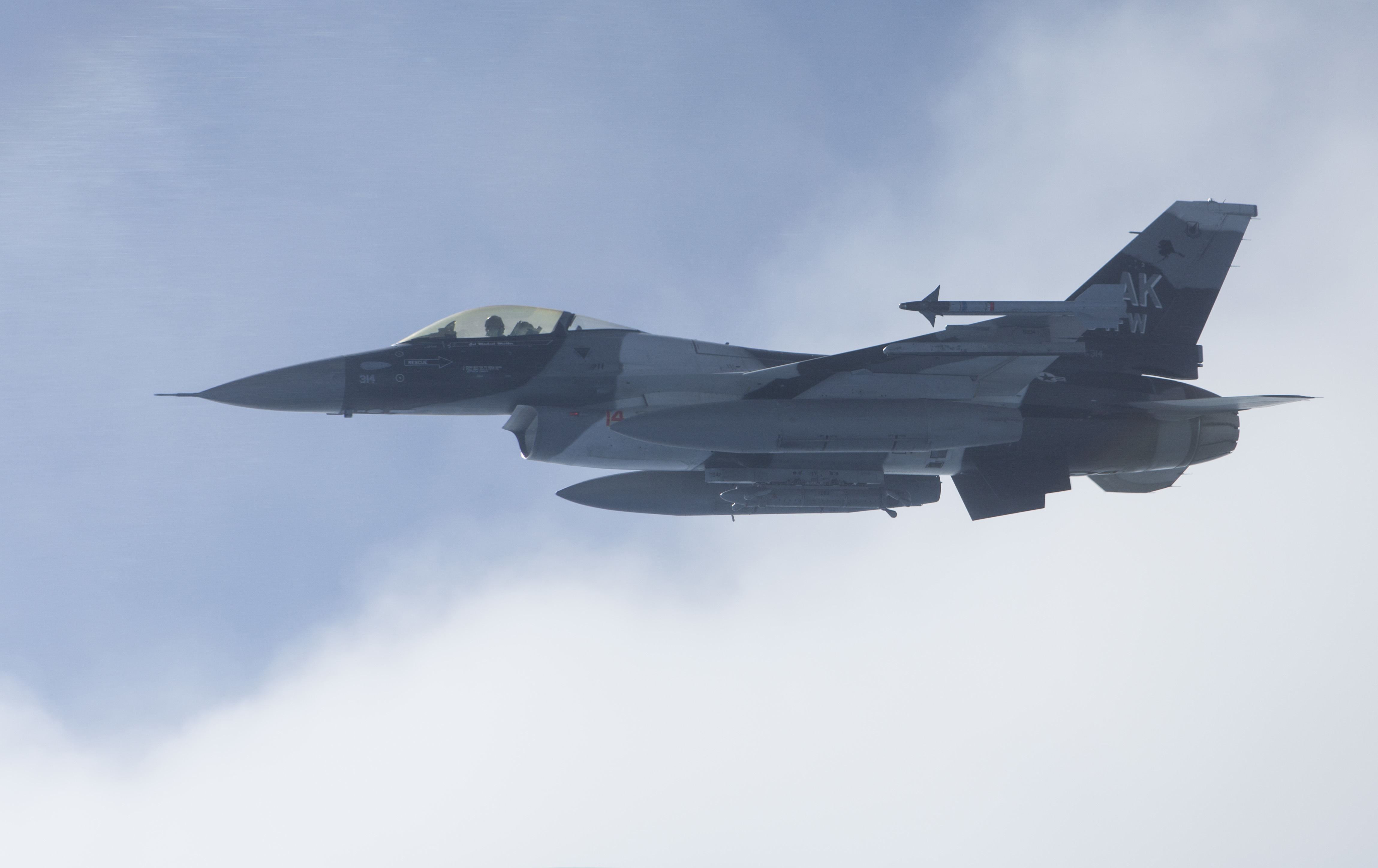 Exercise Northern Edge 15 conducts training scenarios in skies of ...