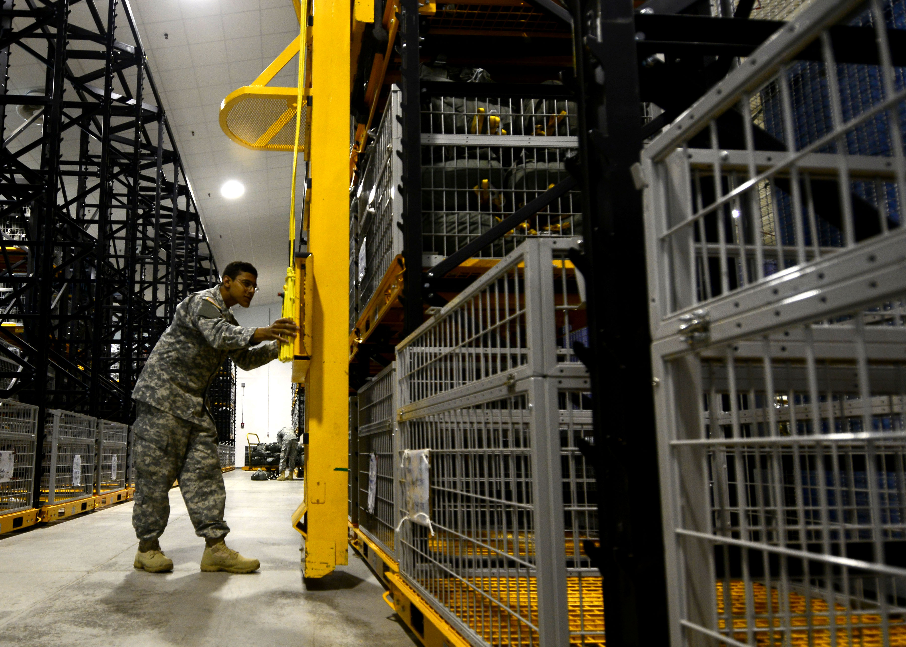 Preparing to fall: Riggers ensure parachute resilience > Aviano Air ...