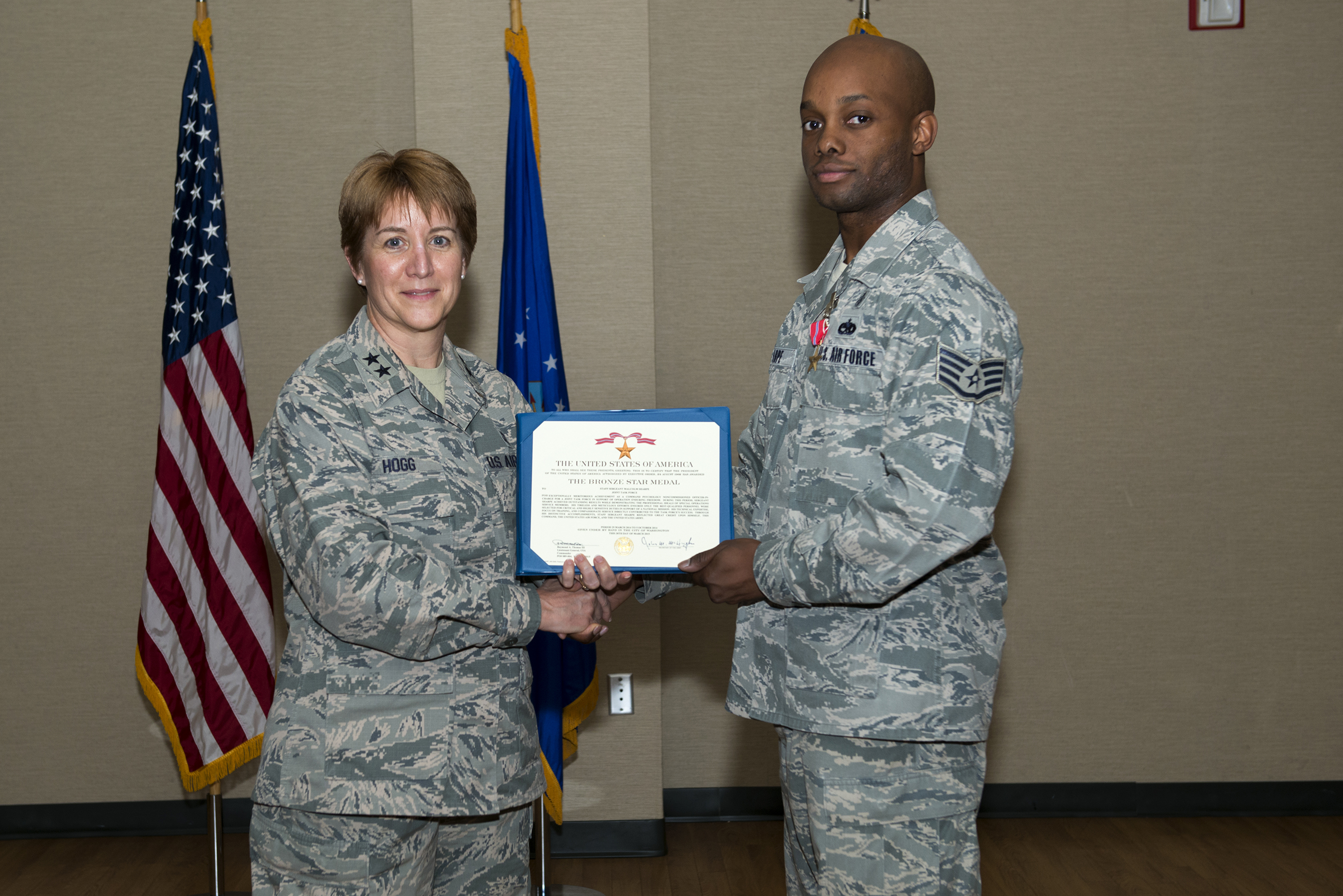 Air Force Deputy Surgeon General visits Moody > Moody Air Force Base ...