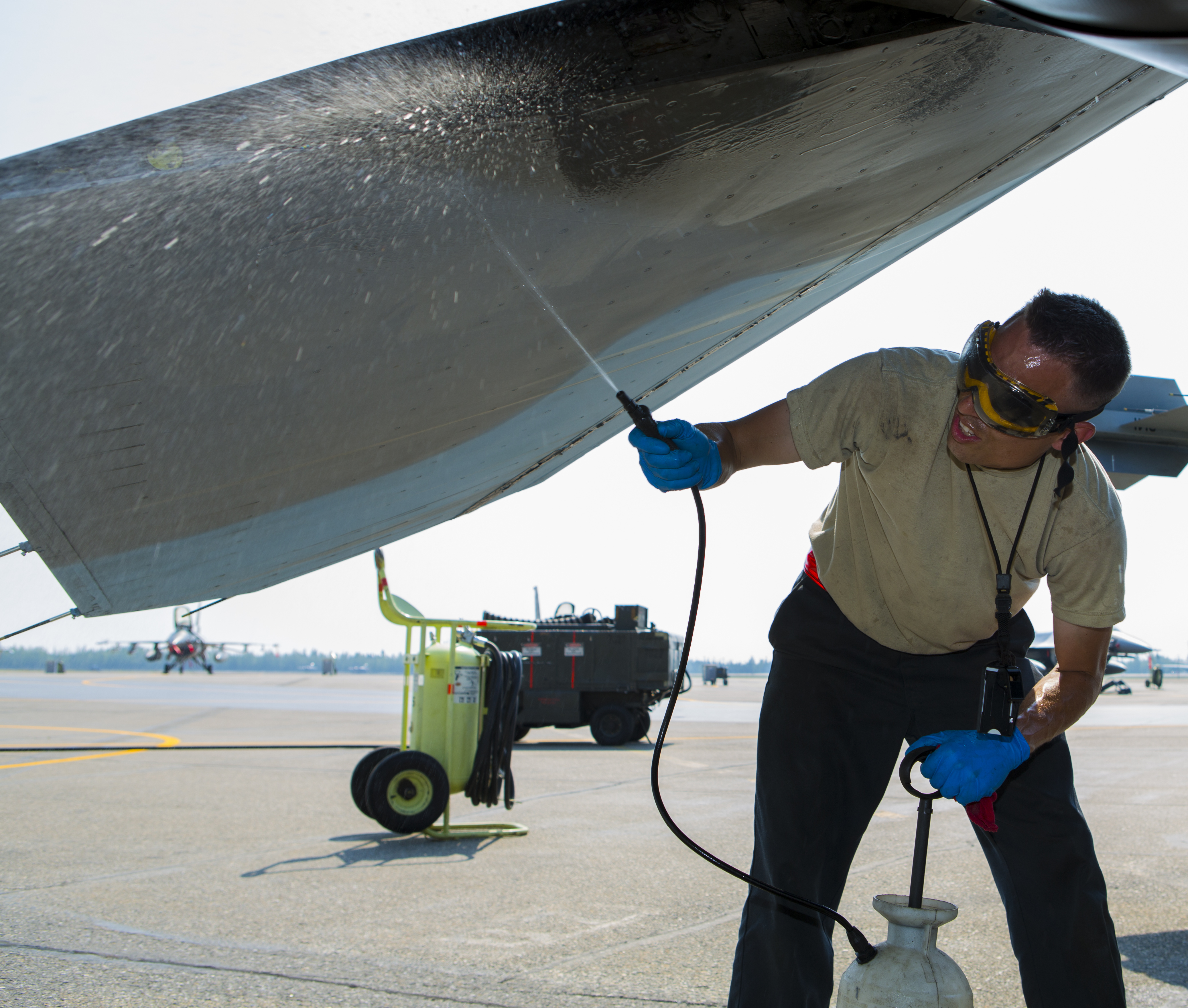 Keeping aircraft operationally ready for NE15 > Pacific Air Forces ...
