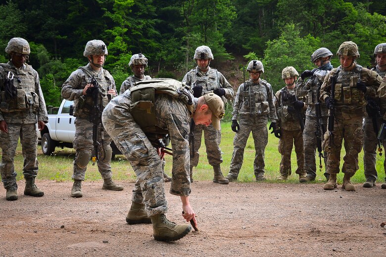 Creek Defender readies USAFE Airmen > U.S. Air Forces in Europe & Air ...