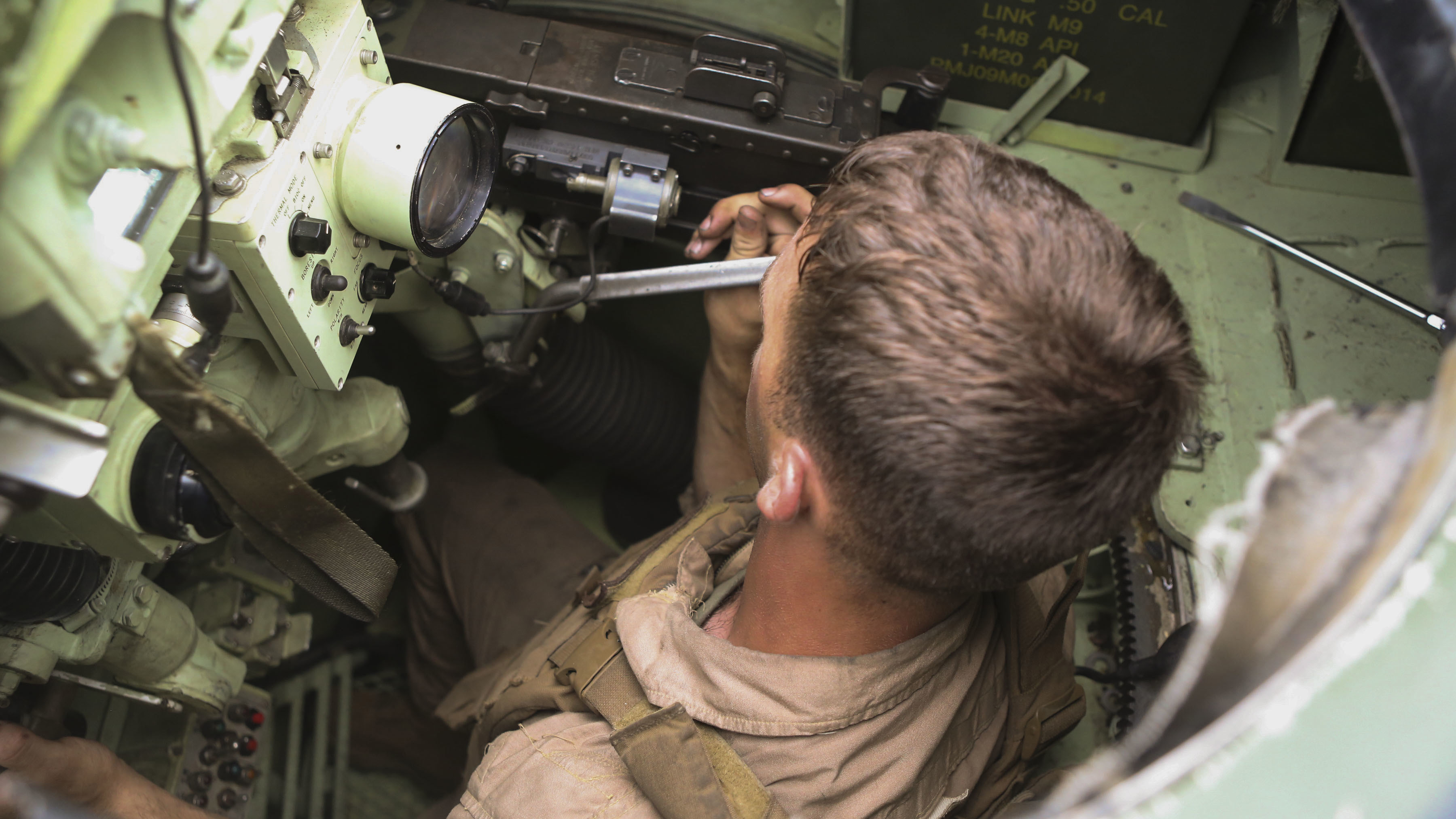 The oncoming storm: 2D AAV BN conducts a Heavy Brigade Combat Team ...