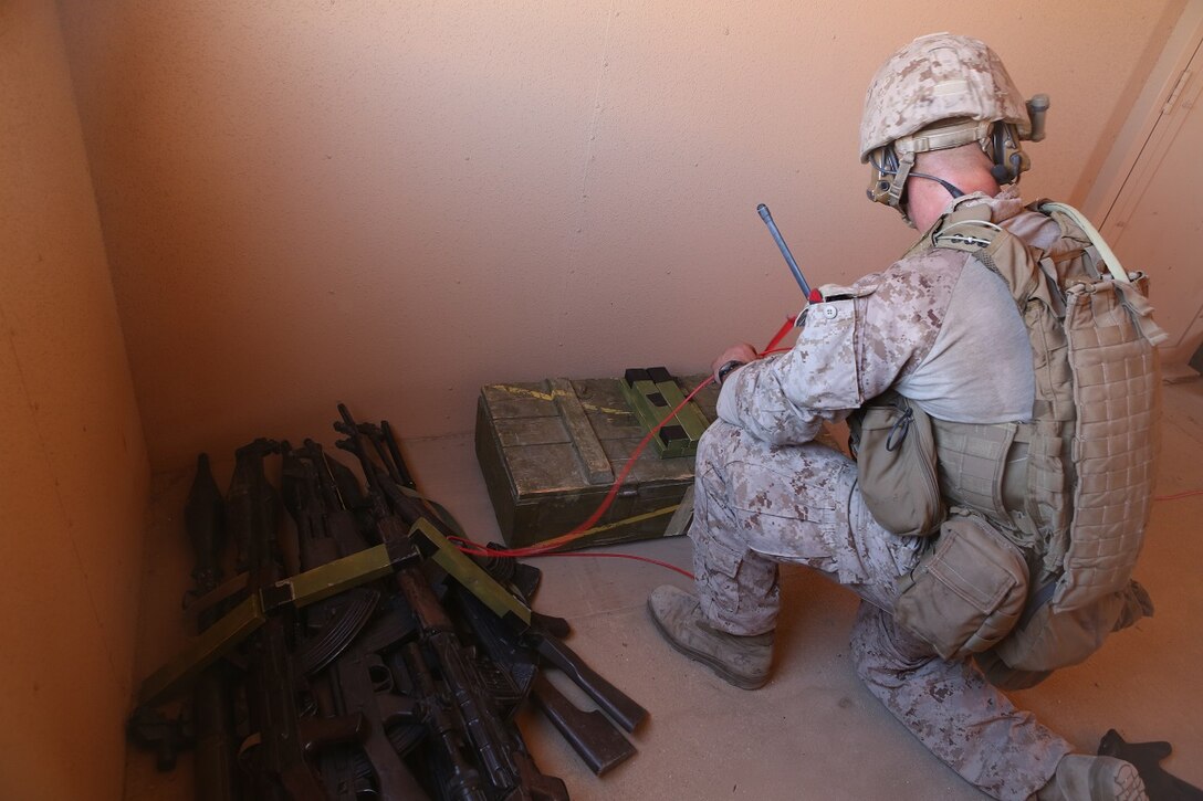1st EOD Company Gets Versatile with Pre-Deployment Training