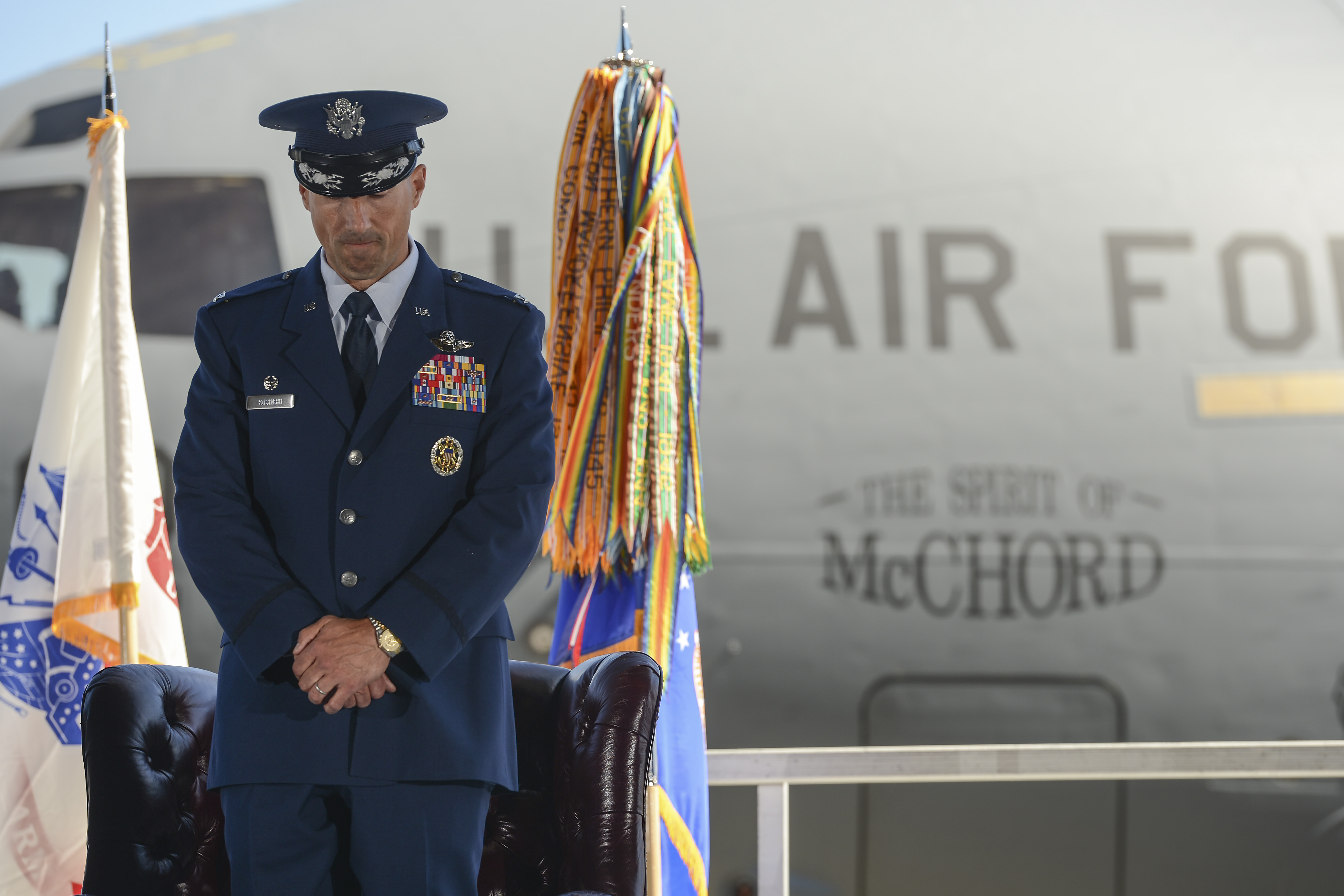 Col. Leonard Kosinski takes command of the 62nd Airlift Wing > Team ...