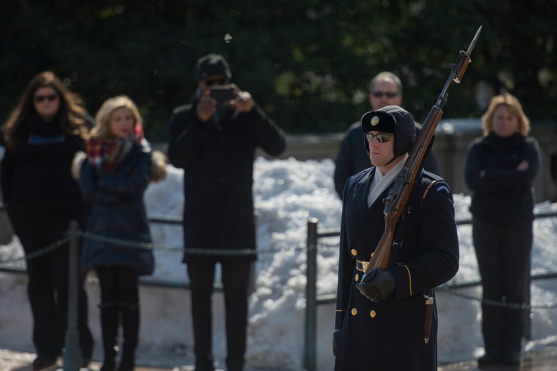 Miss America Kira Kazantsev, actor Dennis Haysbert, Indianapolis Colts ...