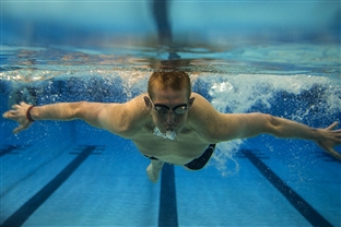 UNDERWATER FREESTYLE | U.S. Department of War